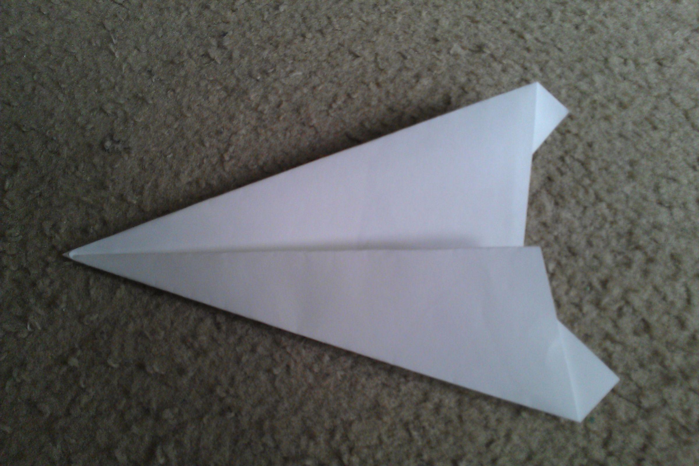How to Make the Vector Paper Airplane : 4 Steps - Instructables