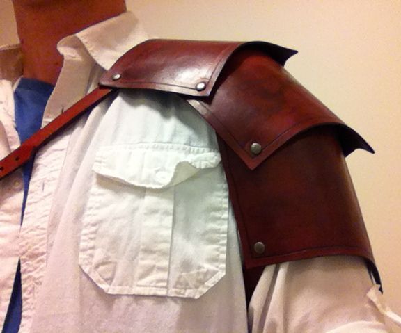 How to Make a Leather Pauldron (or Spaulder) : 7 Steps (with Pictures ...
