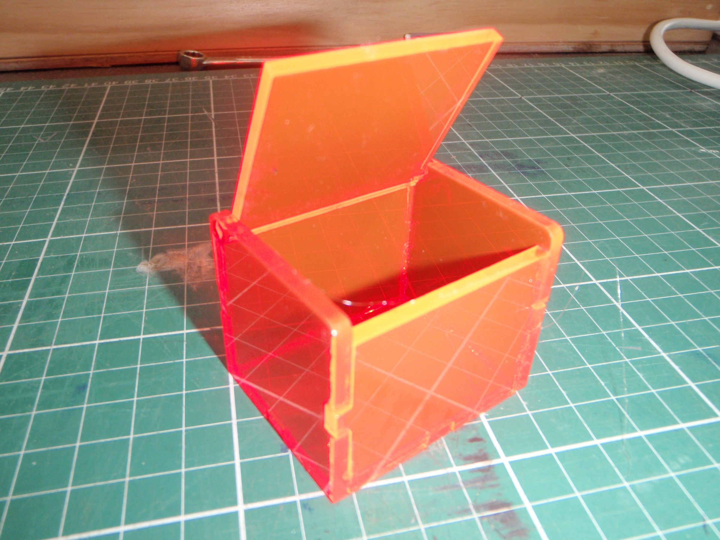 128 Laser Cut Boxes - Instructables