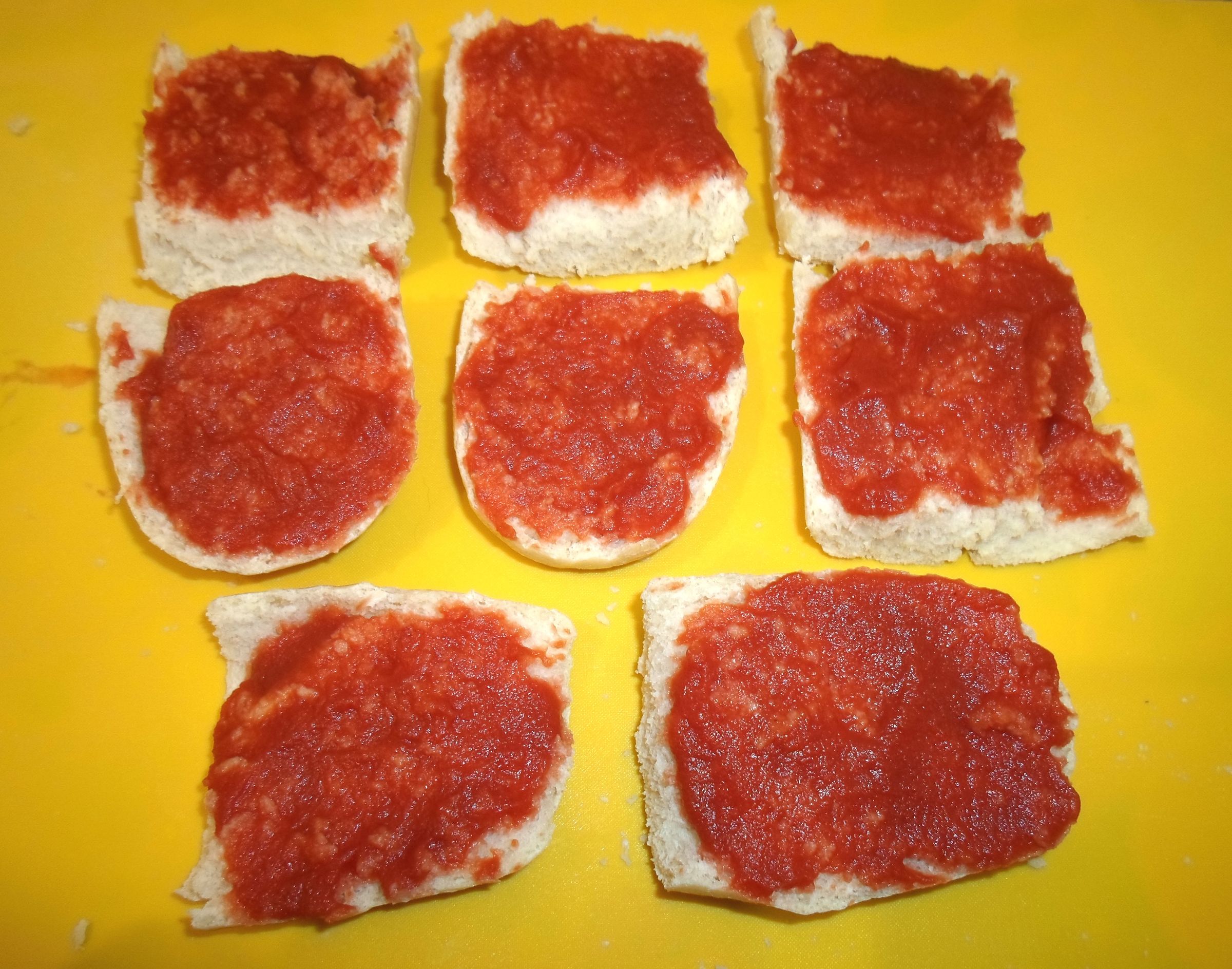 Ladybug Pizzas : 6 Steps - Instructables