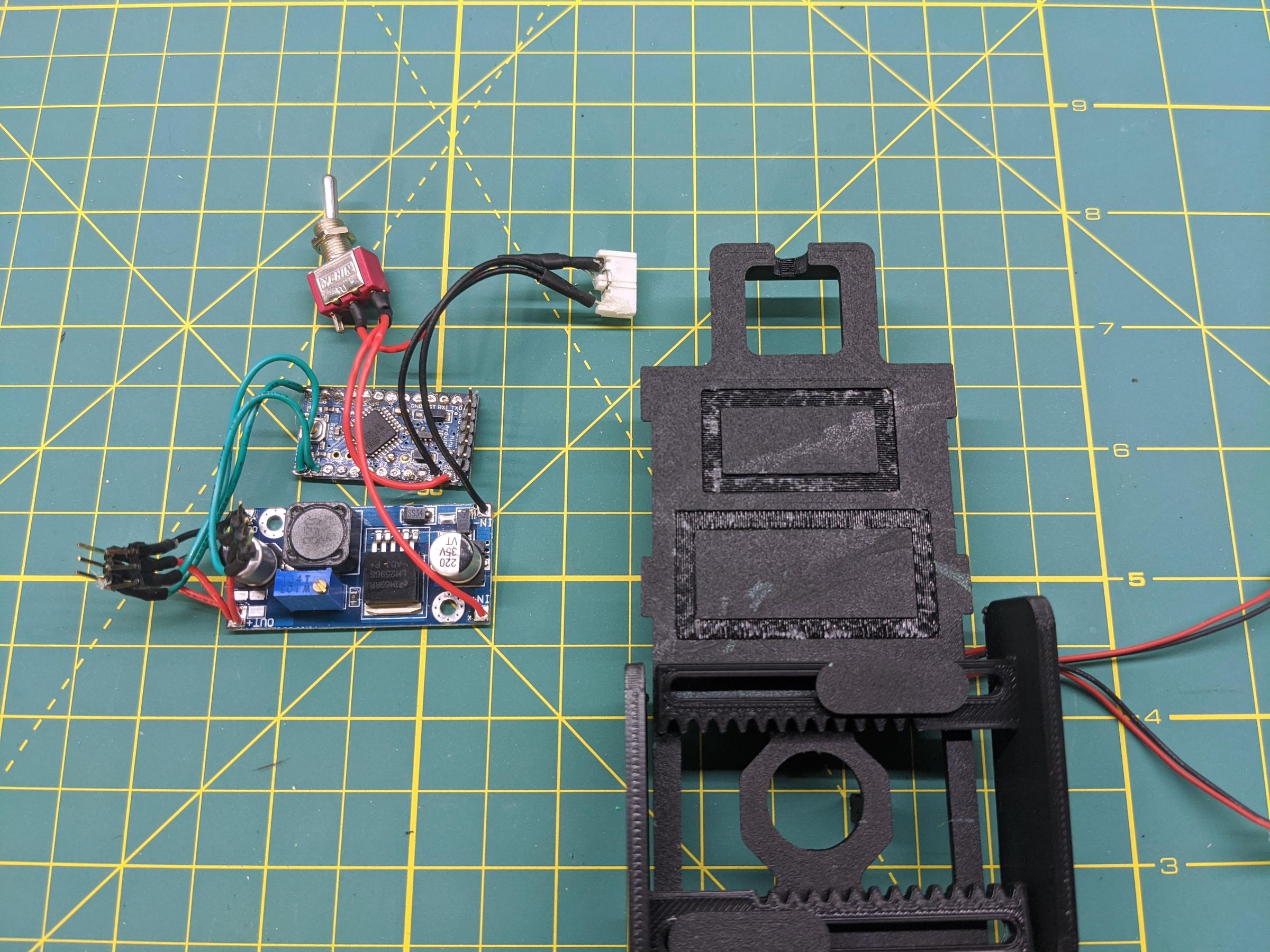 Itsy Bitsy: an Untethered Climbing Robot : 5 Steps (with Pictures) - Instructables