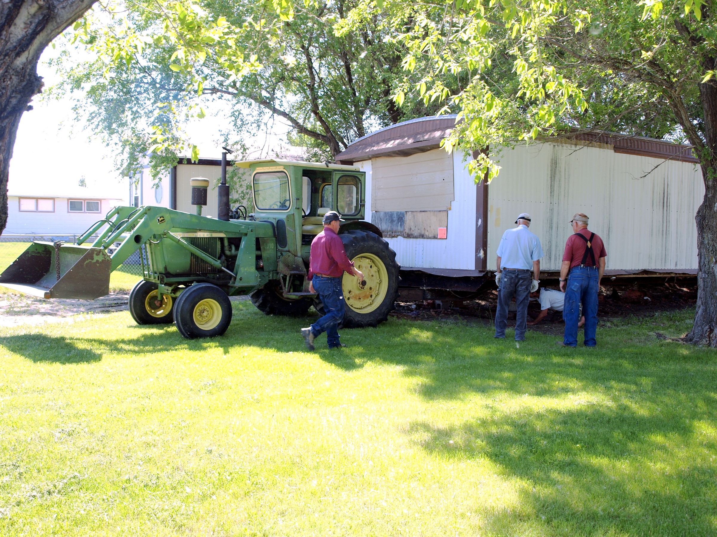 Turning a Trashed Mobile Home Into a Shop : 20 Steps (with Pictures ...