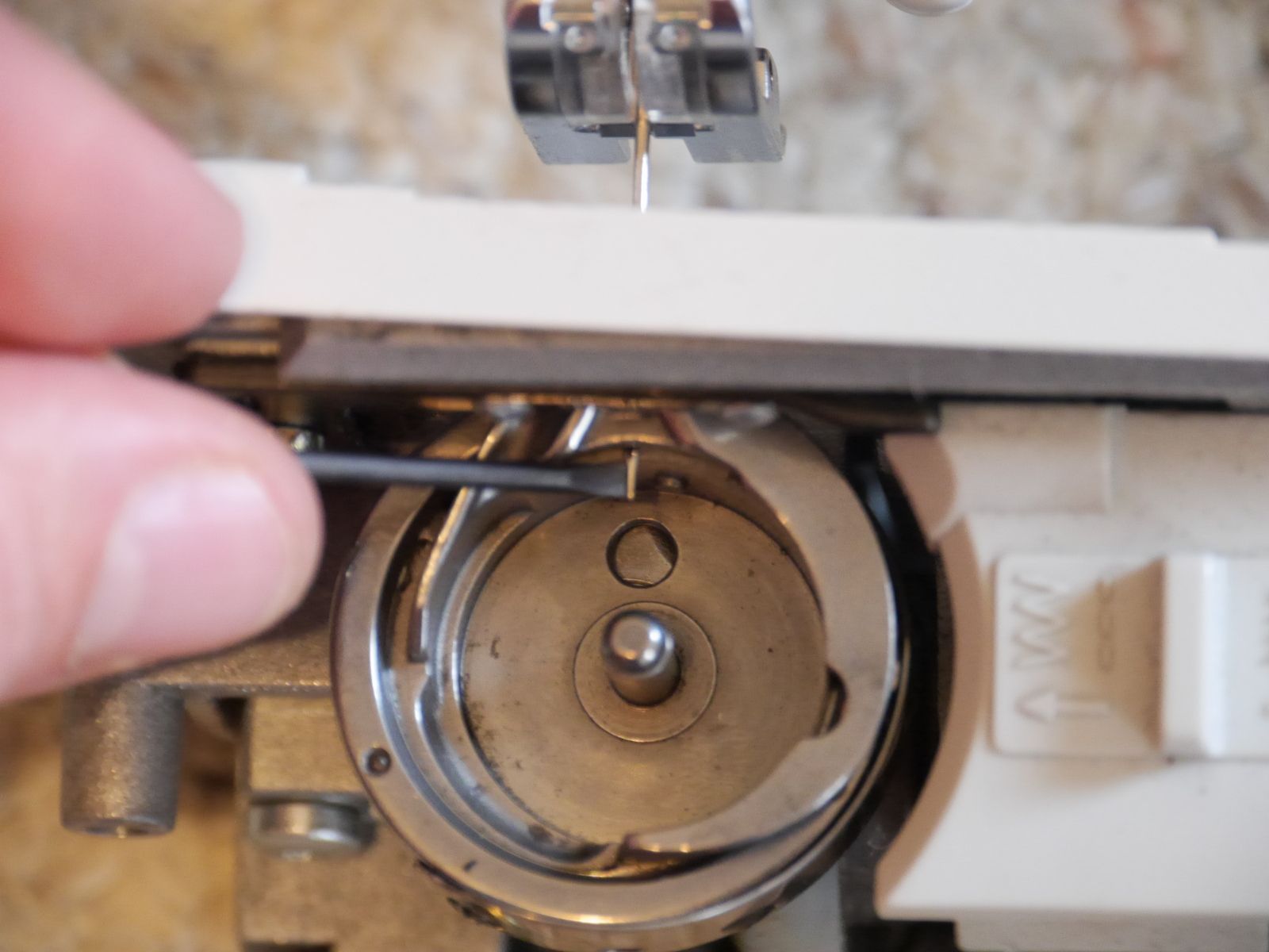 Adjust Timing on Pfaff 2030 Sewing Machine : 8 Steps (with Pictures ...