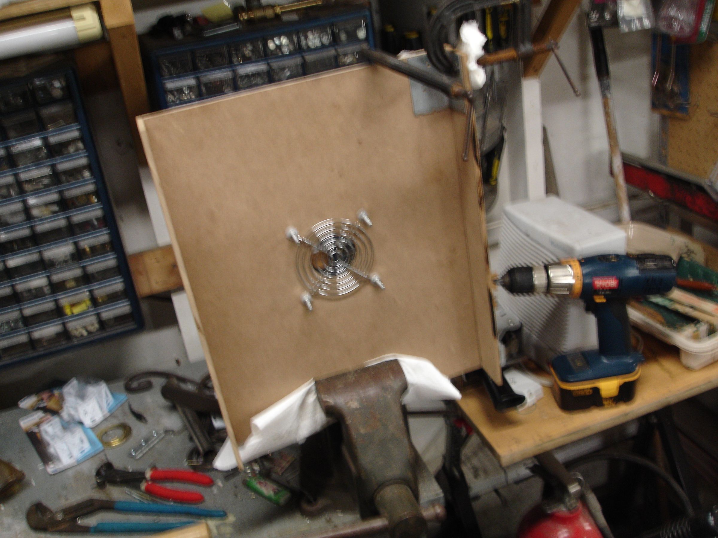 The DIY Laptop Cooler : 7 Steps - Instructables