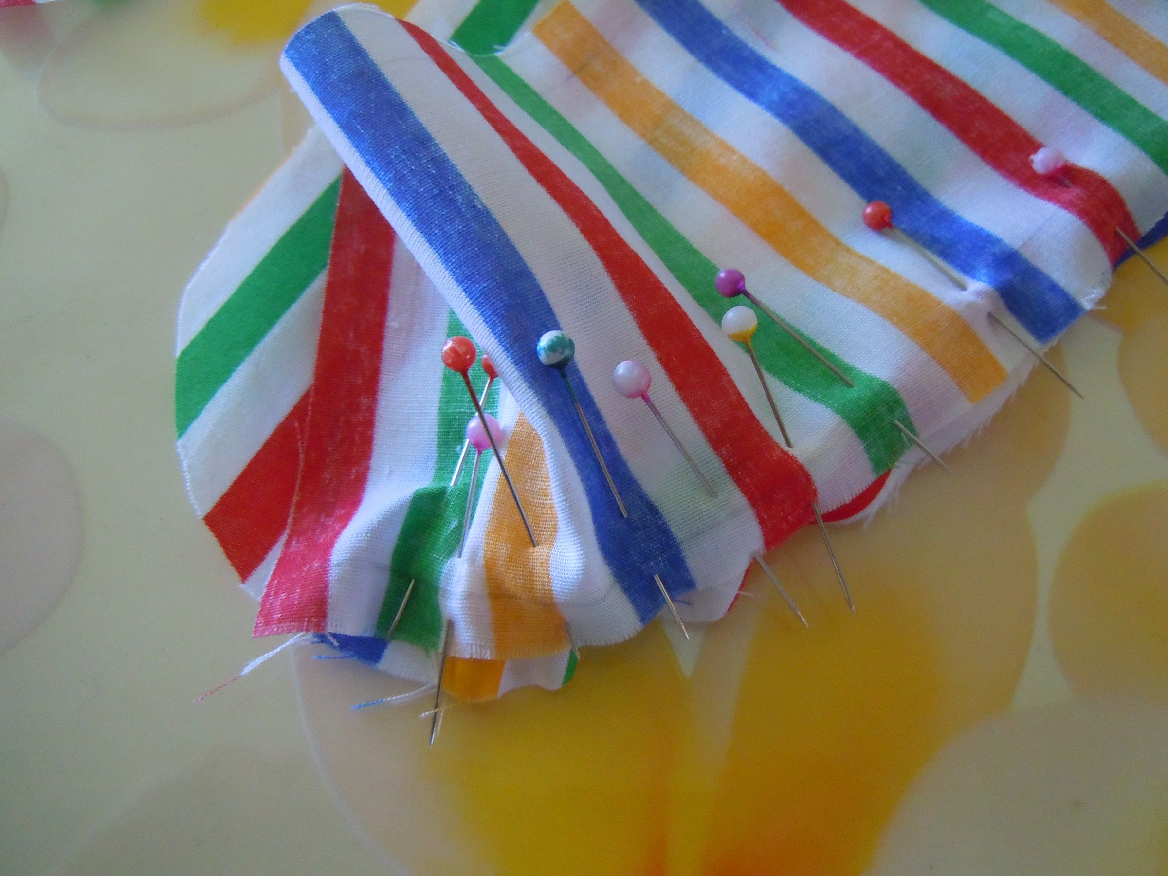 Reversible Soft Slipper Shoes : 7 Steps (with Pictures) - Instructables