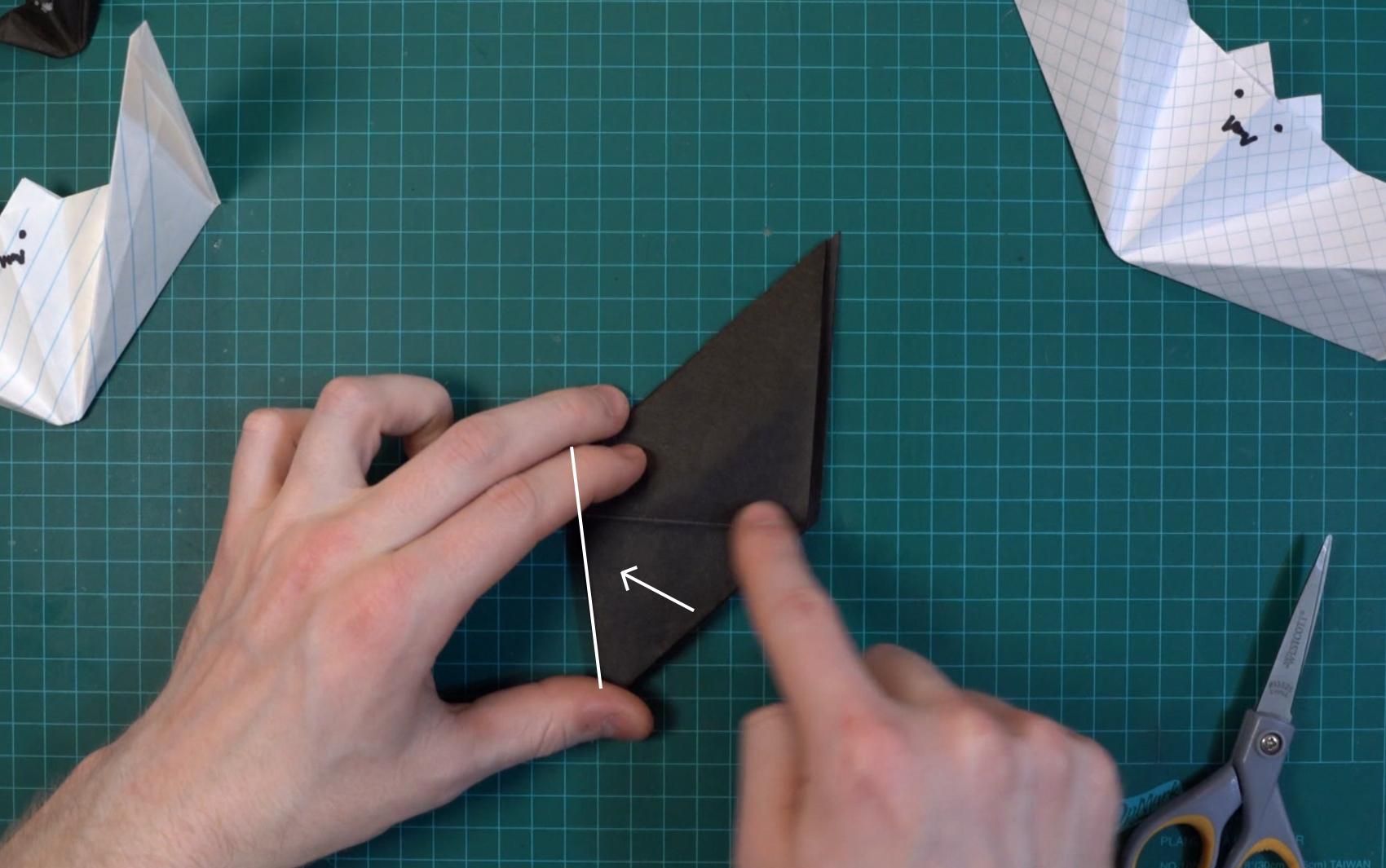 How to Make a Origami Bats : 7 Steps (with Pictures) - Instructables