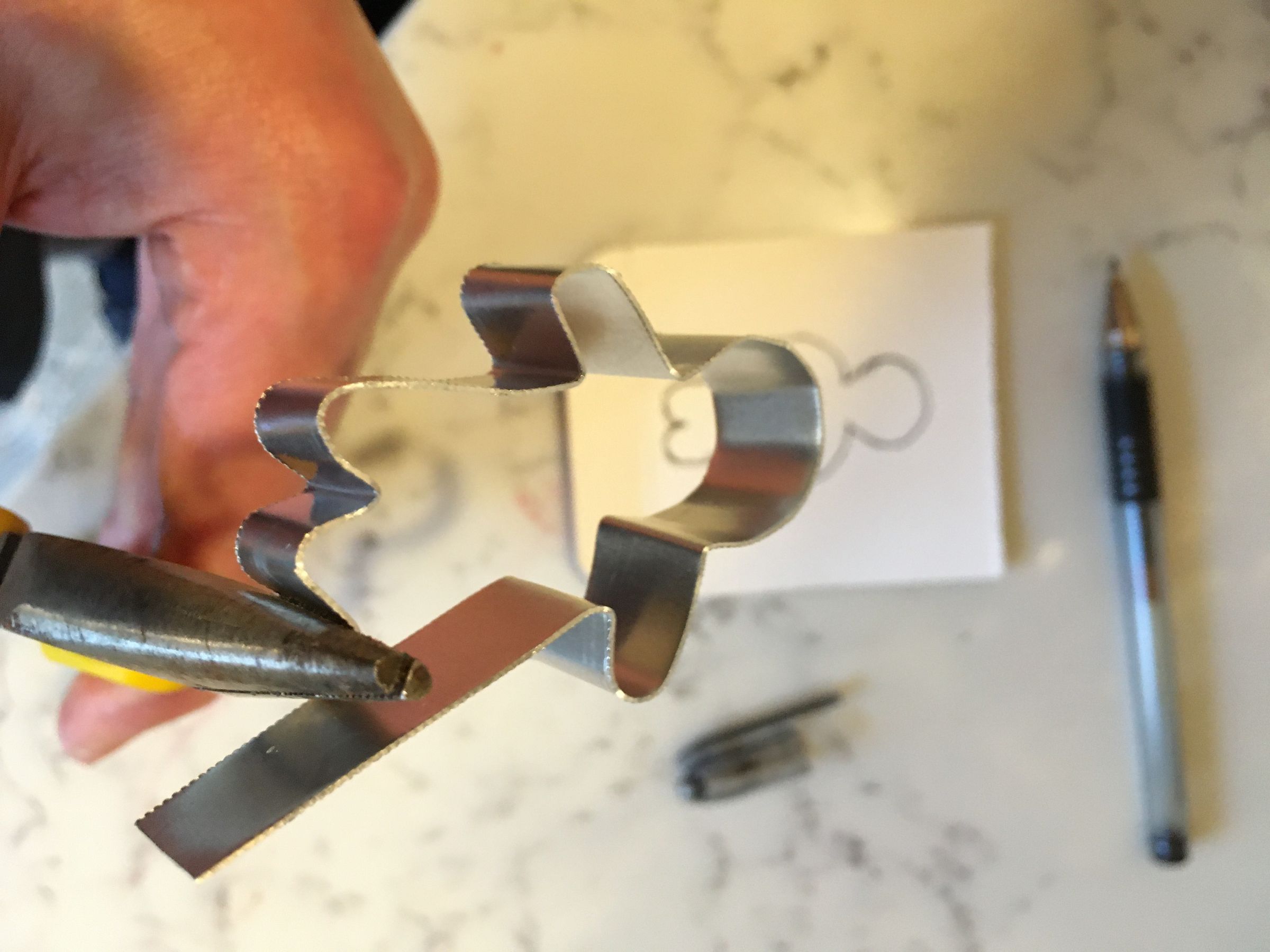 DIY Cookie Cutter - From Scrap Metal Offcuts : 14 Steps - Instructables