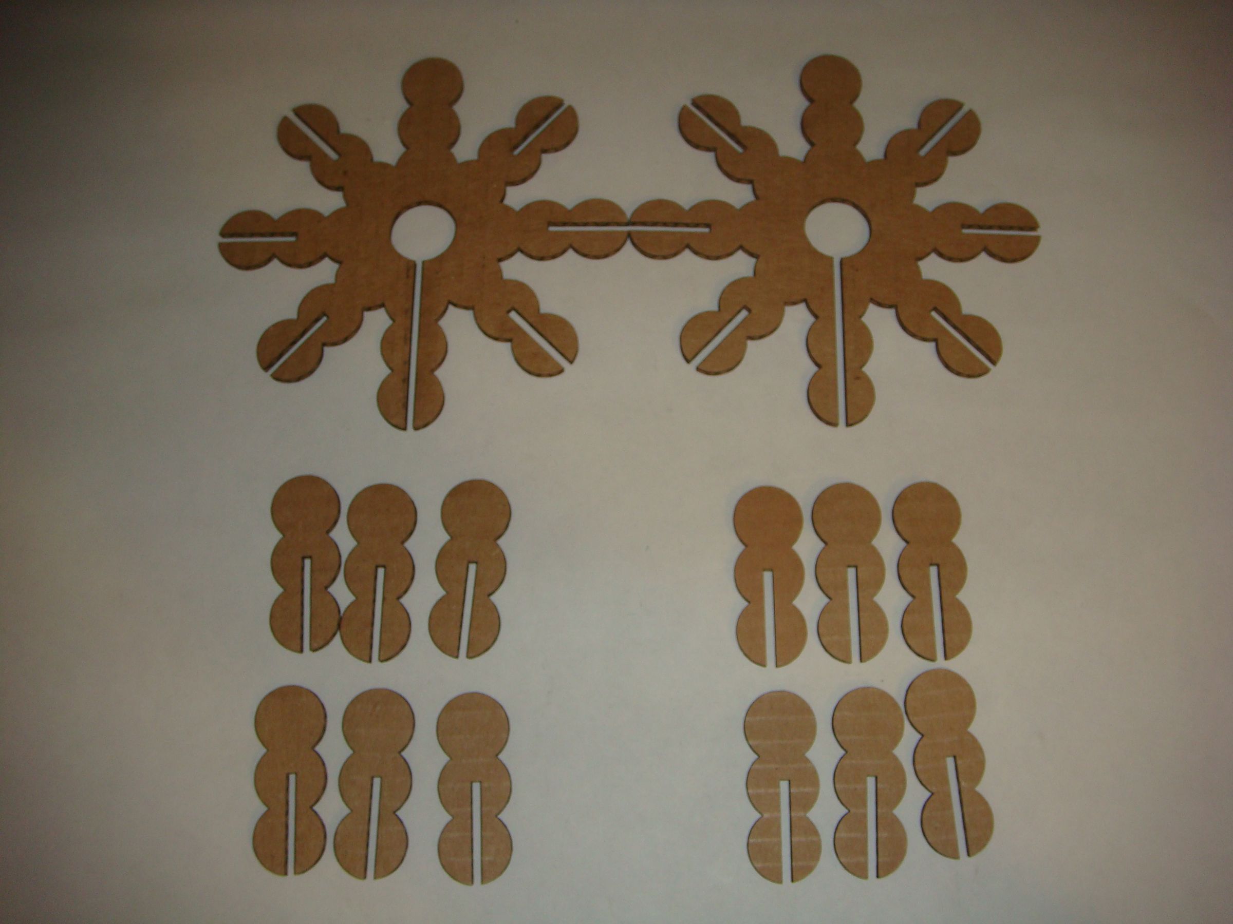 Cardboard Snowflake : 4 Steps - Instructables