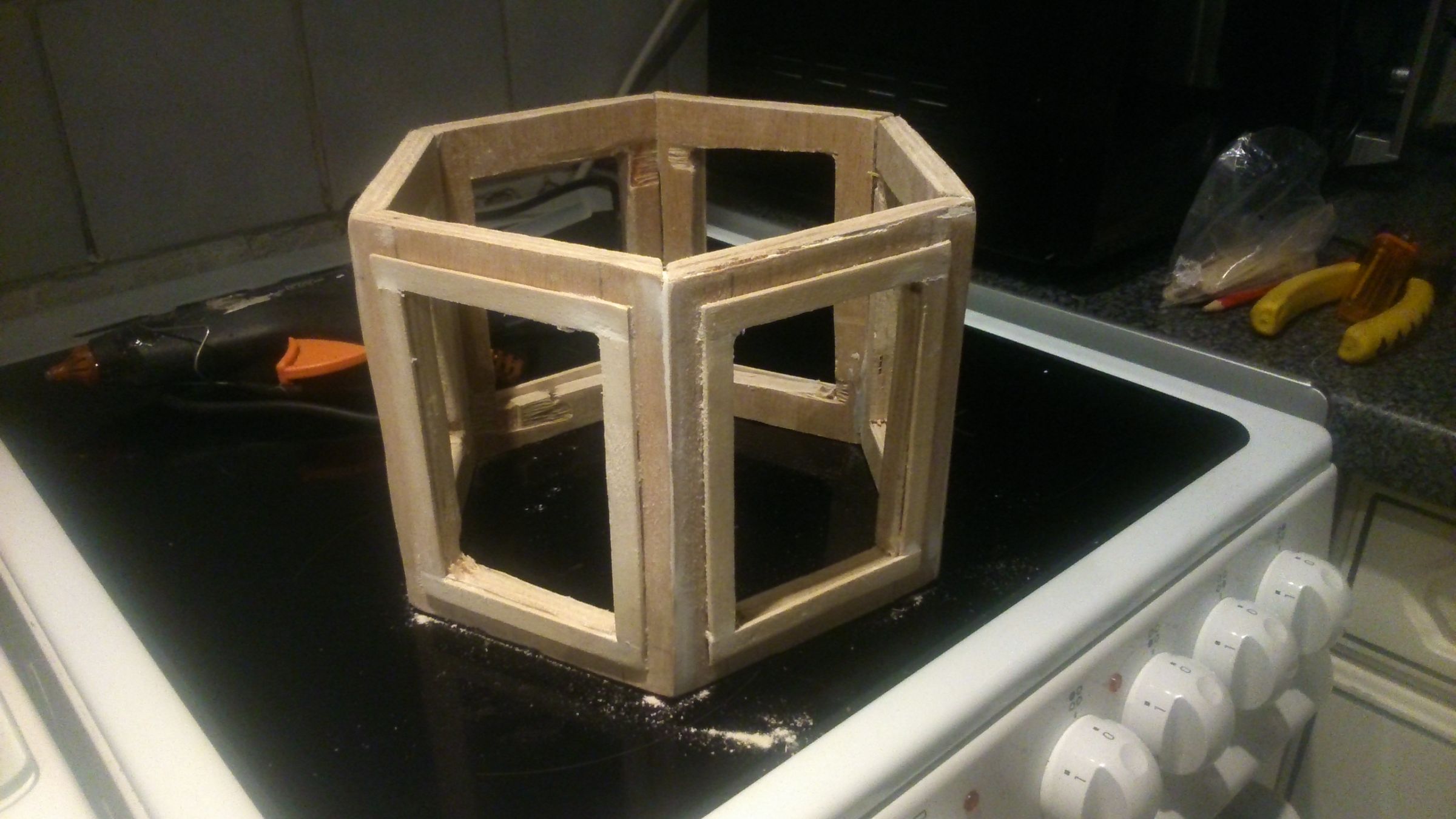 How to Build a Garden Lighthouse Out of Pallets - Instructables