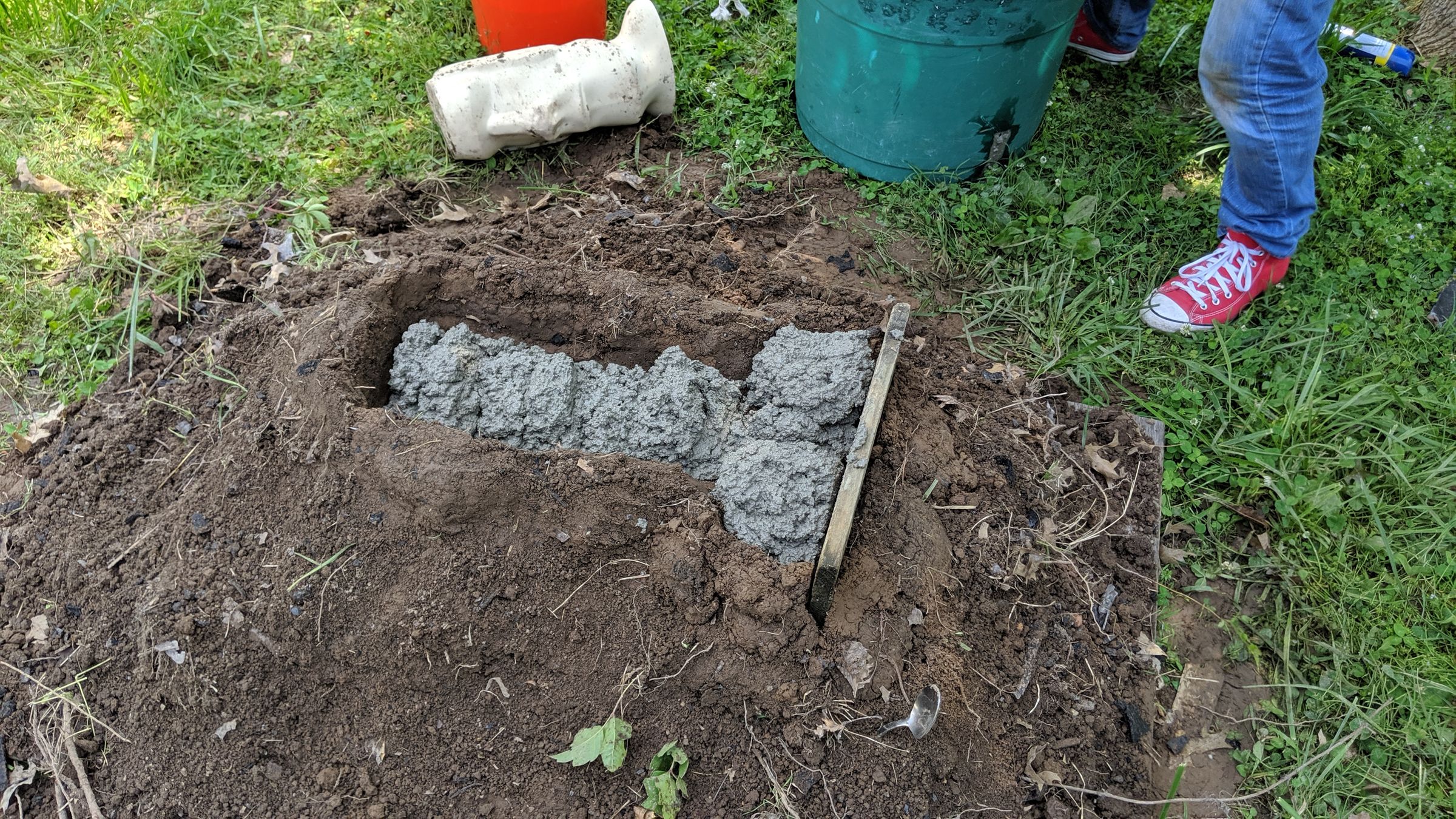 Make a Lawn Statue, Copied From (almost) Anything : 3 Steps (with ...