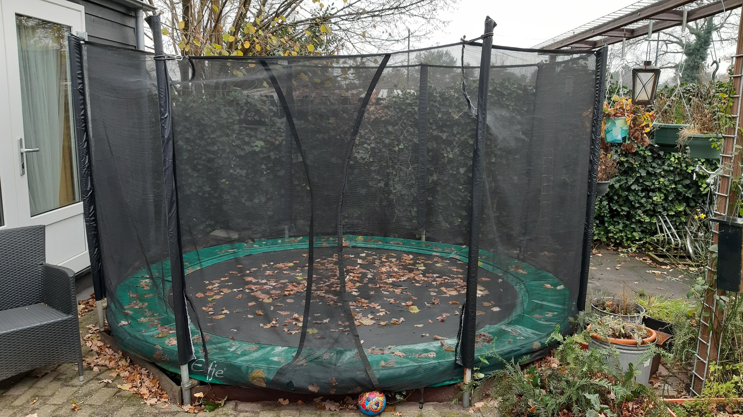 How to Do a Backflip : 7 Steps - Instructables