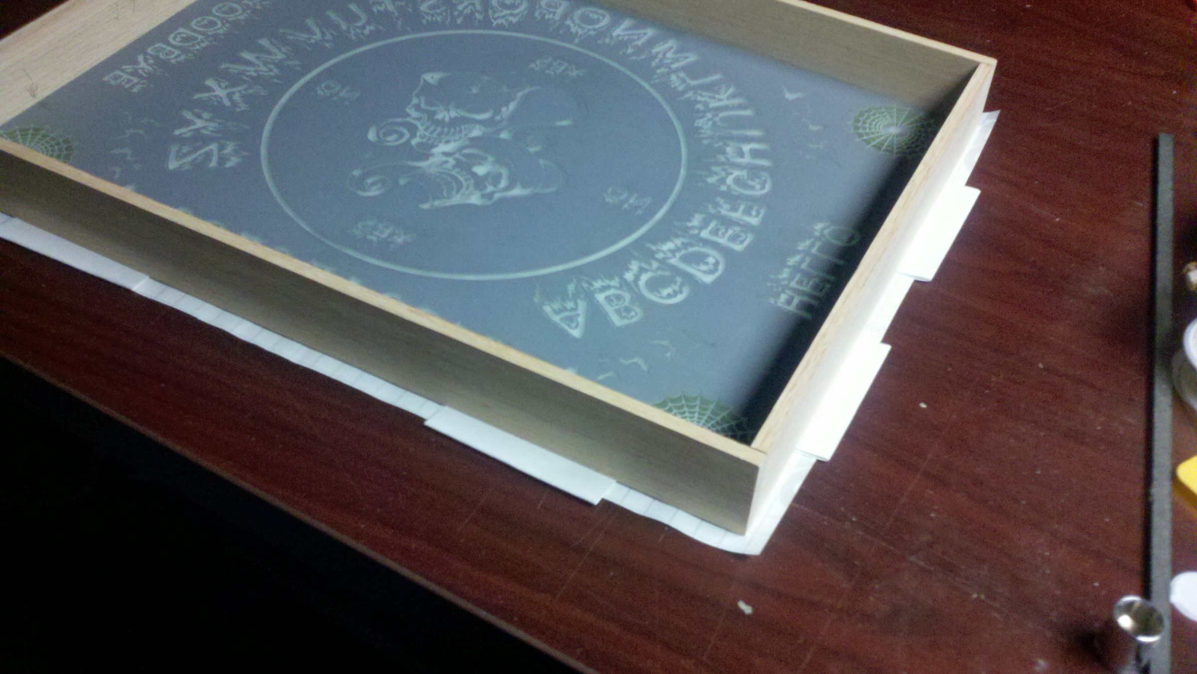 Spooky WeeGee Spirit Board Mirror : 8 Steps (with Pictures) - Instructables