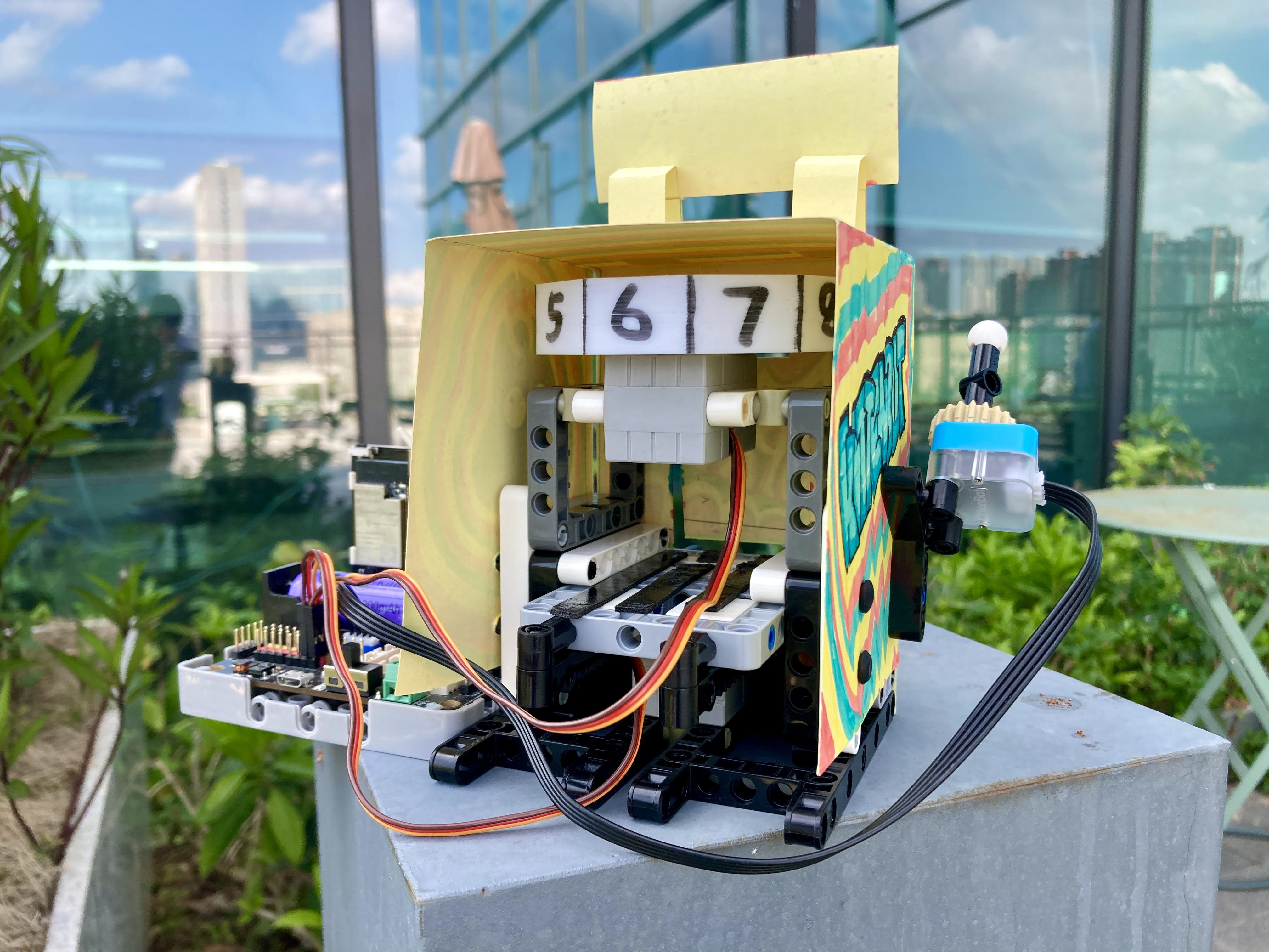 Lucky Mini Slot Machine : 12 Steps (with Pictures) - Instructables