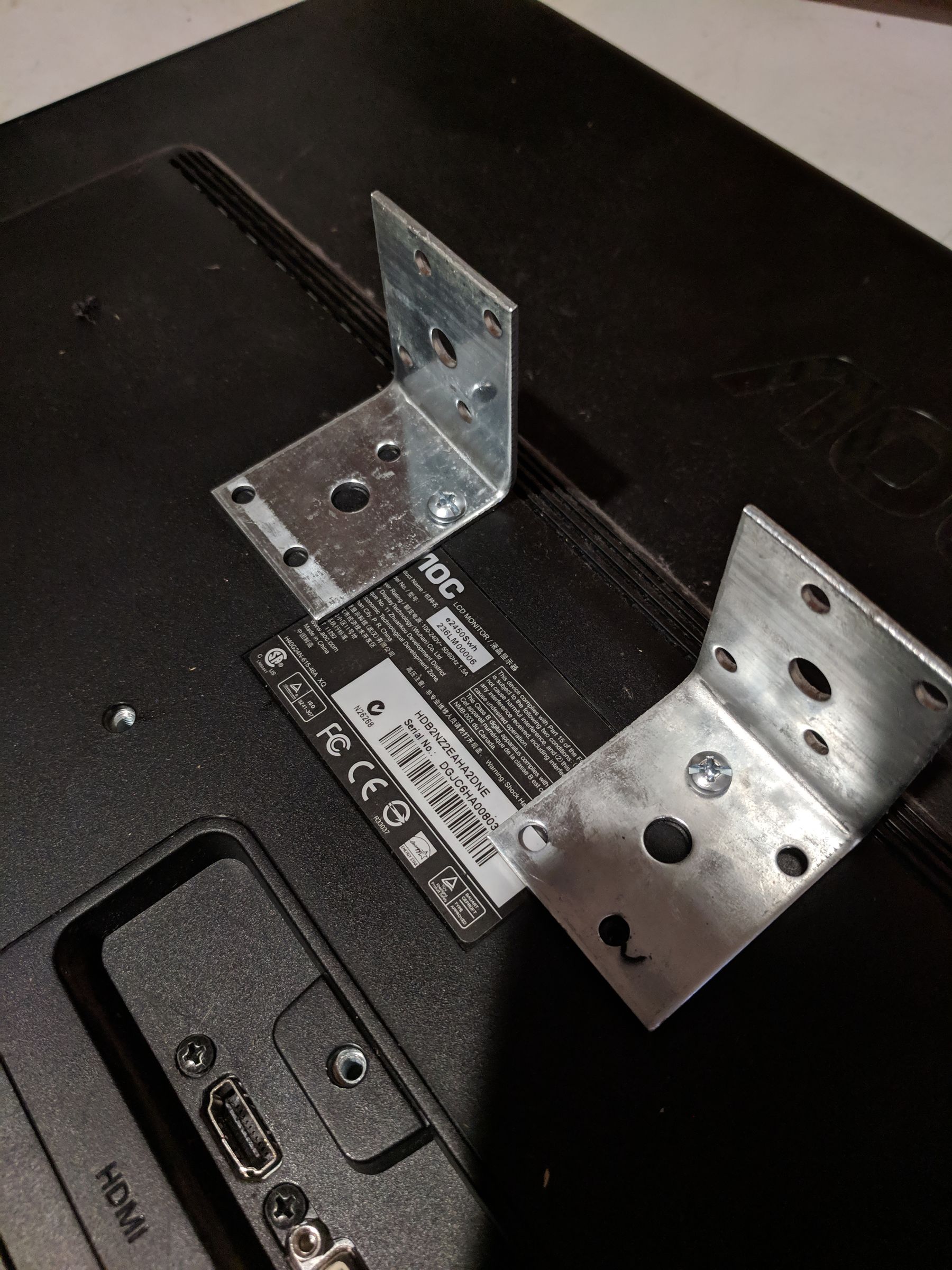 Build an Adjustable Triple Monitor Stand : 6 Steps - Instructables