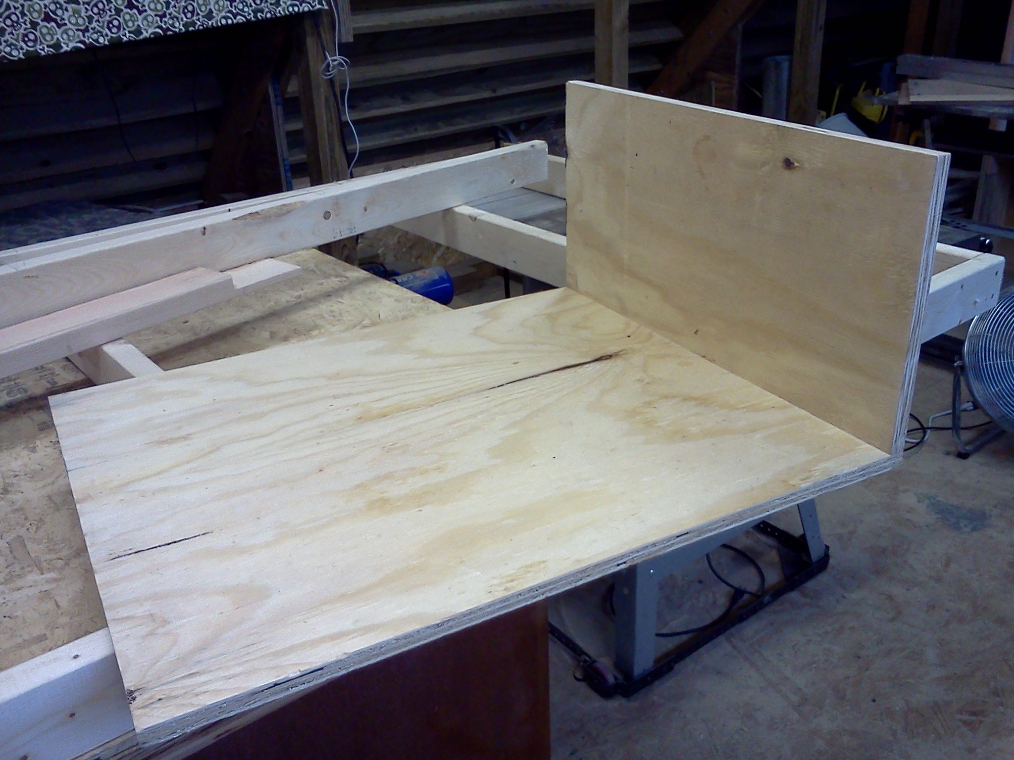 Platform Bed With Drawers : 8 Steps (with Pictures) - Instructables