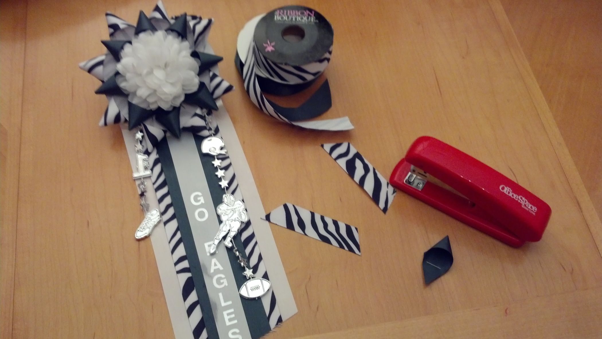 Cheerleading Homecoming Mums - Instructables