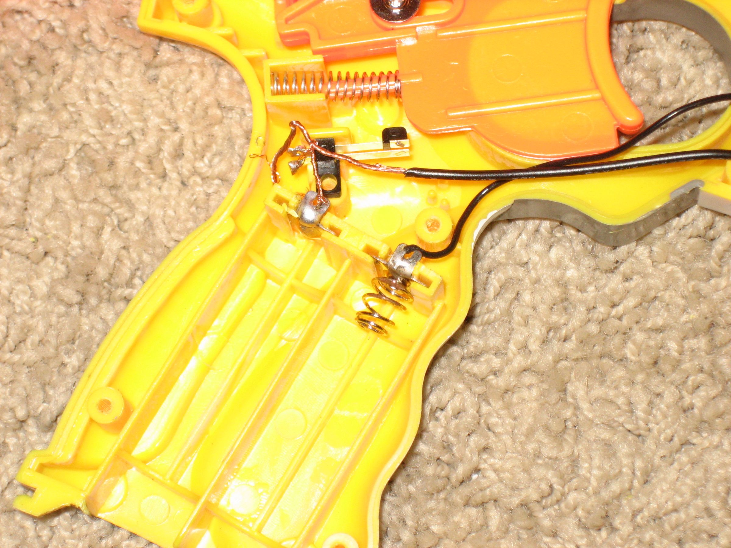 Nerf Gun Nite Finder Mod : 6 Steps - Instructables