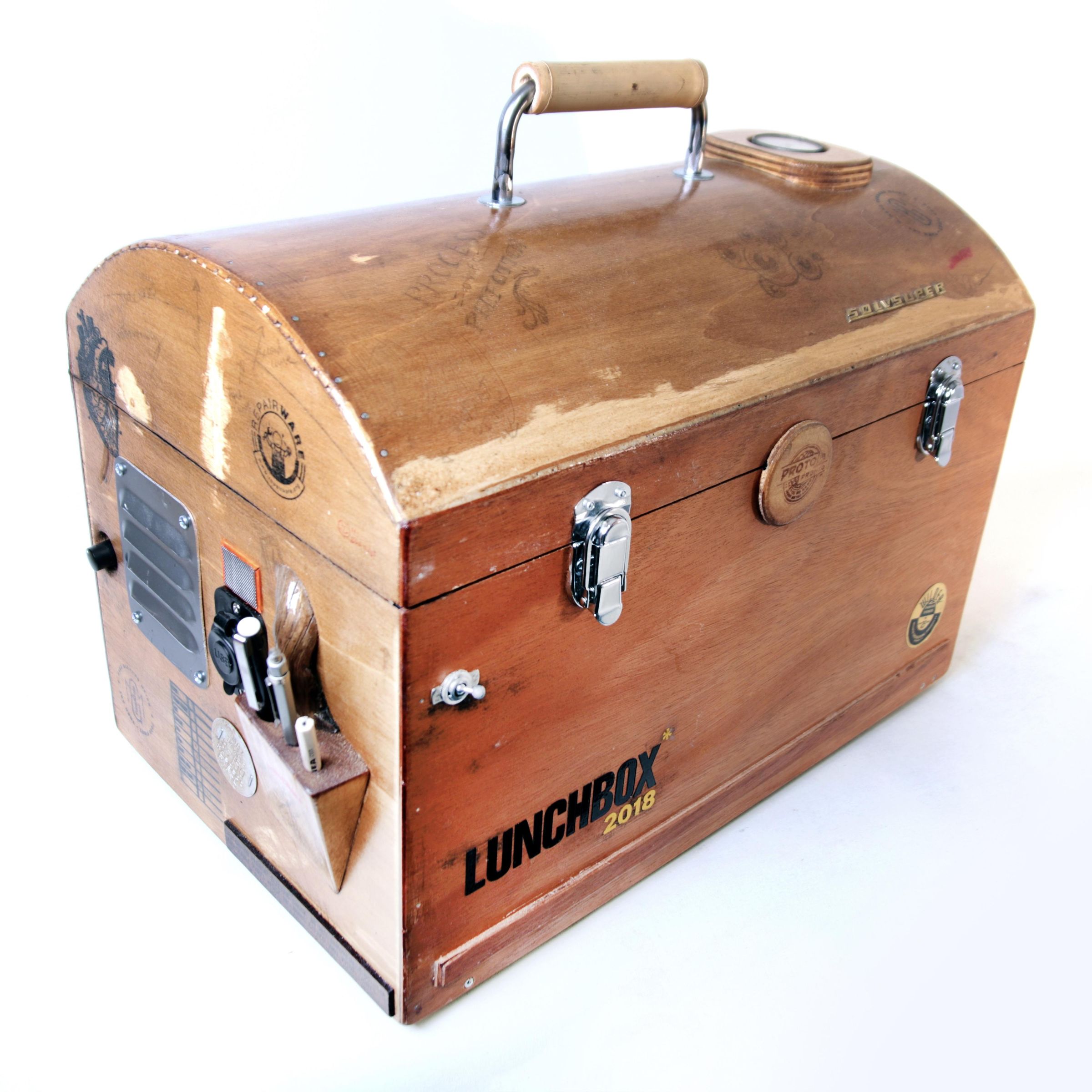 A Maker's Lunch Box : 12 Steps (with Pictures) - Instructables