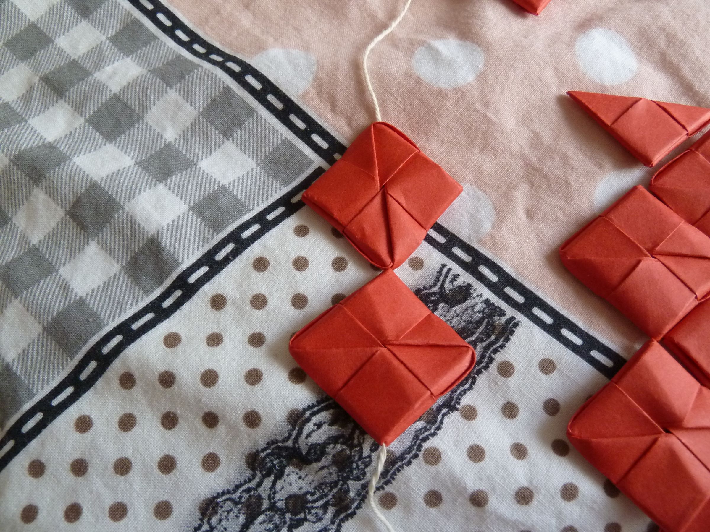 Paper Heart Decorations : 16 Steps (with Pictures) - Instructables