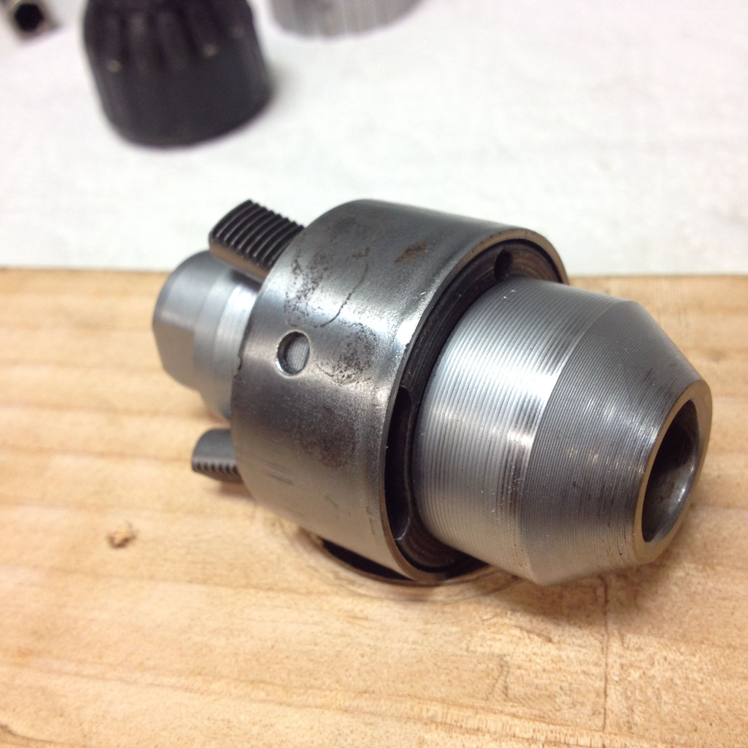 How to Disassemble a Keyless Drill Chuck : 9 Steps (with Pictures ...