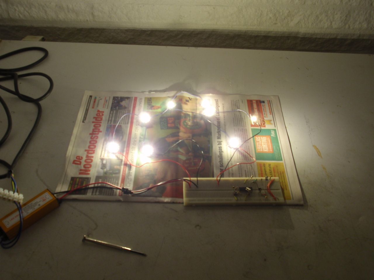 A Fully 3D Printable GlaDOS Robotic Ceiling Arm Lamp : 11 Steps (with ...