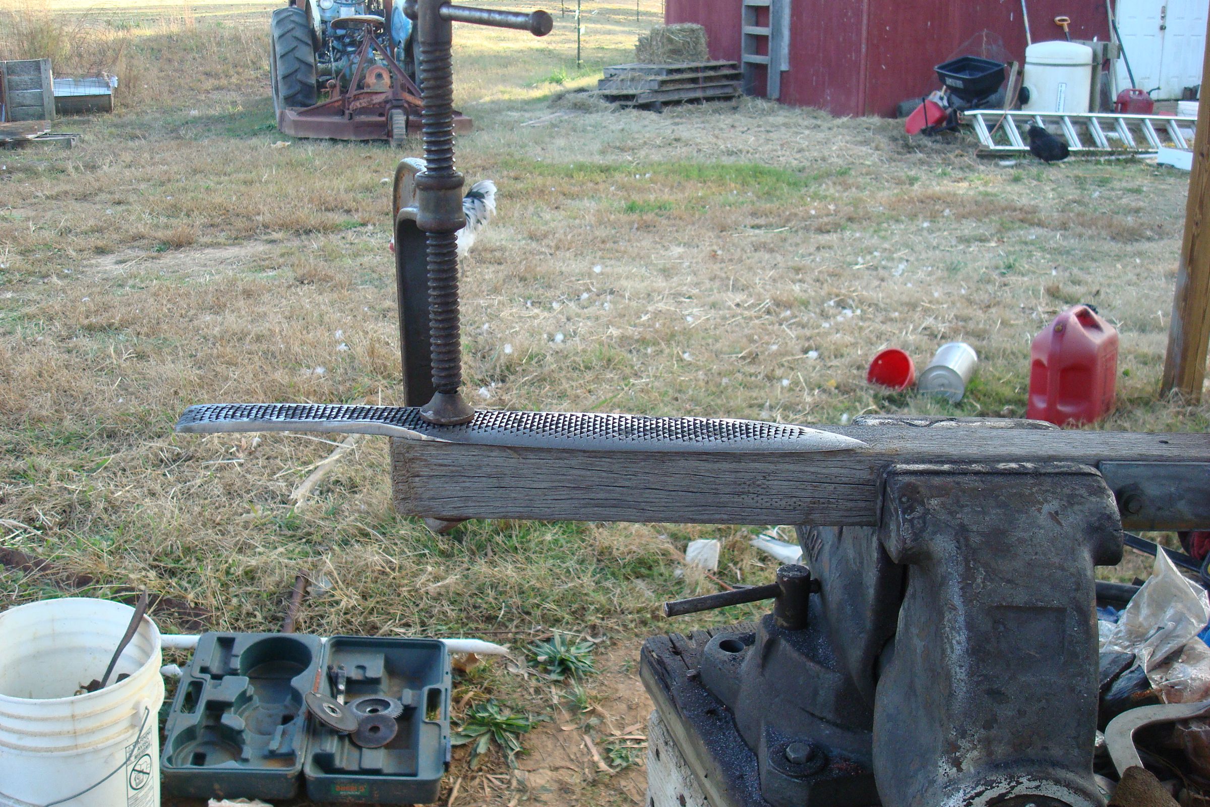 Making a Large Camp Knife From an Old Rasp. Part 2 : 5 Steps ...