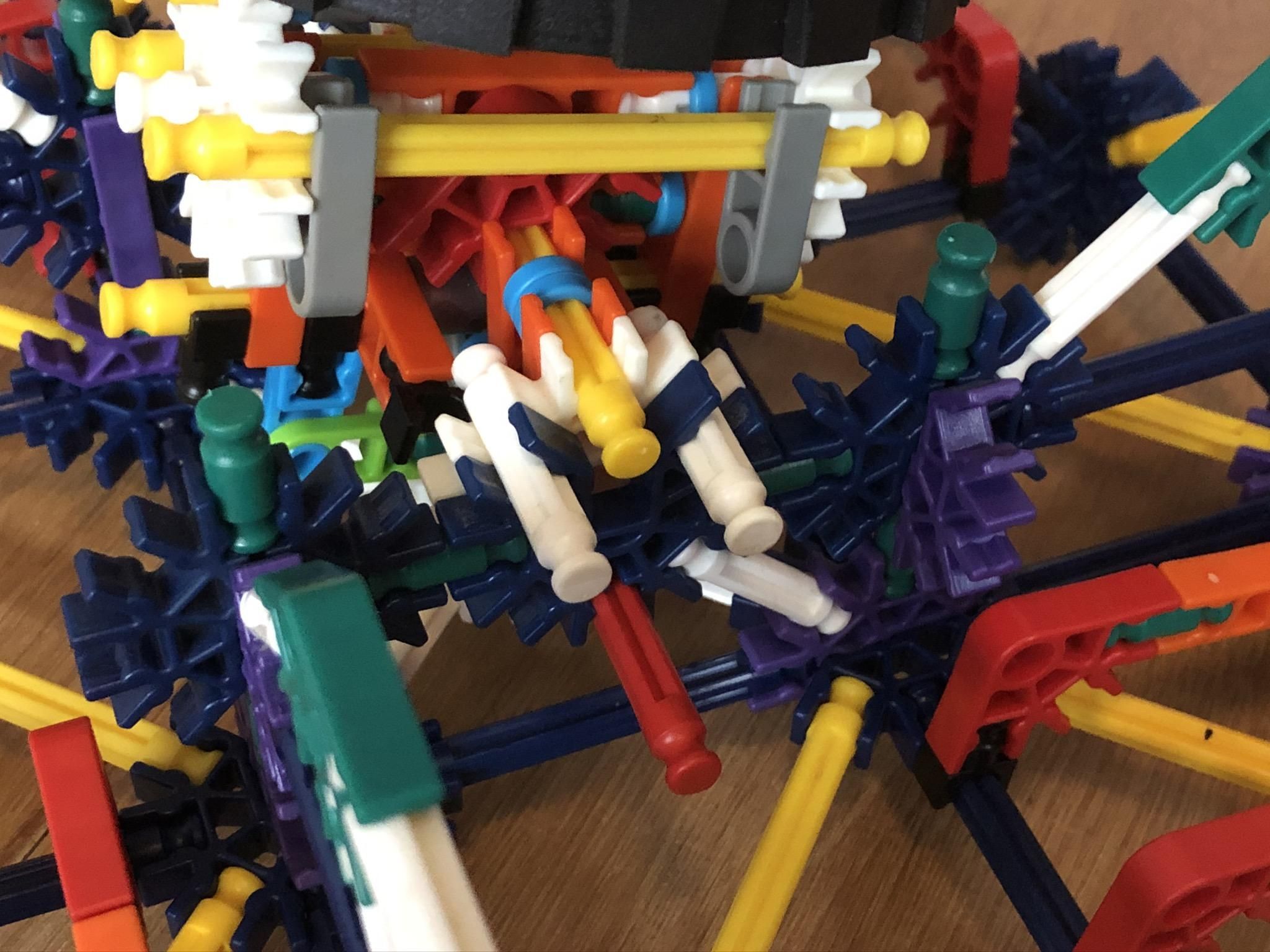 4-way Path Seperator for Knex Ball Machines : 11 Steps - Instructables