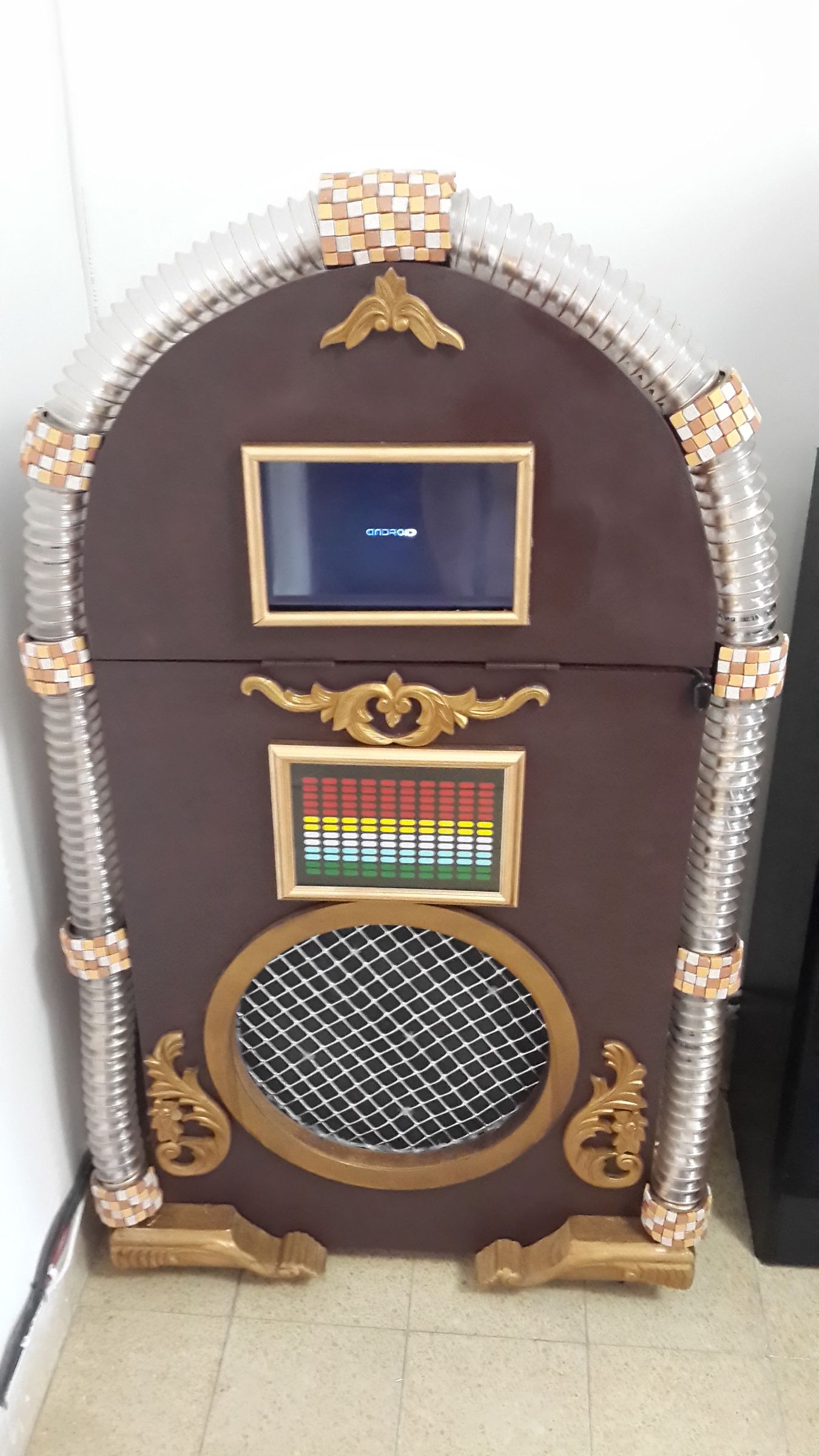 DIY Disco-Karaoke Jukebox : 36 Steps (with Pictures) - Instructables