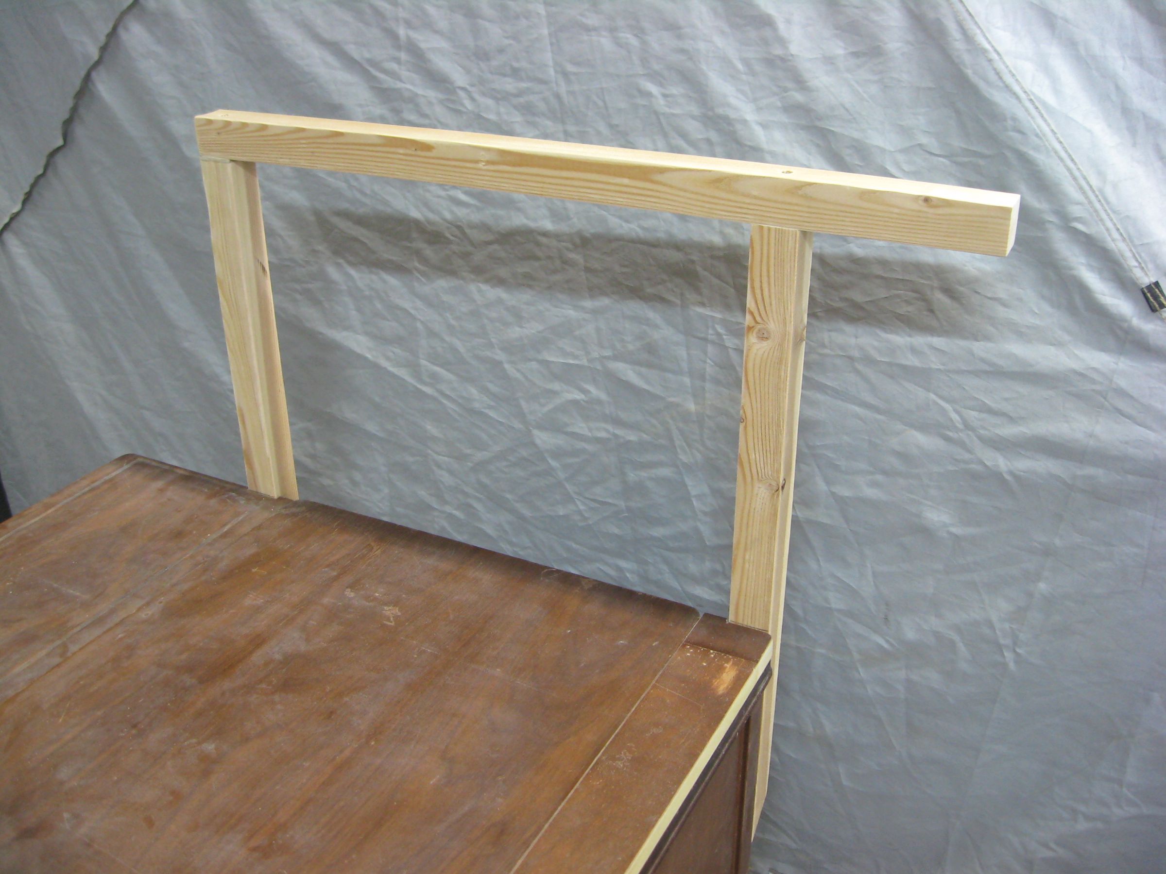 Wood Carving Station From Old Sewing Table : 14 Steps (with Pictures ...