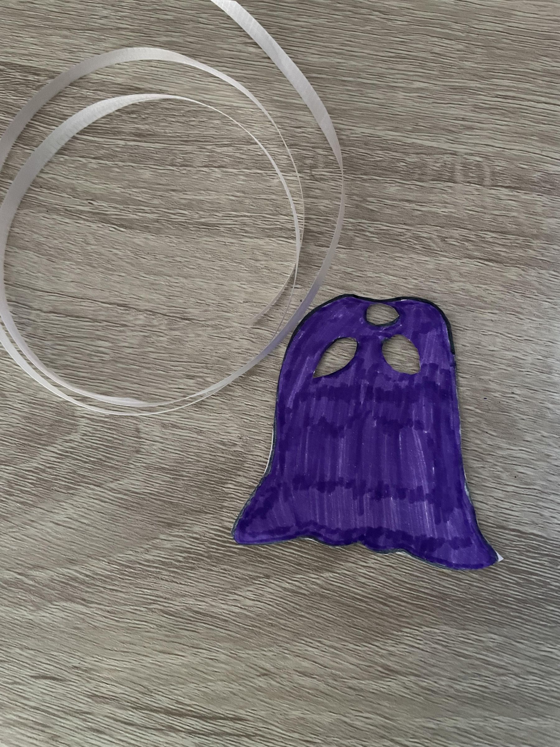 Paper Ghost Garland : 6 Steps - Instructables