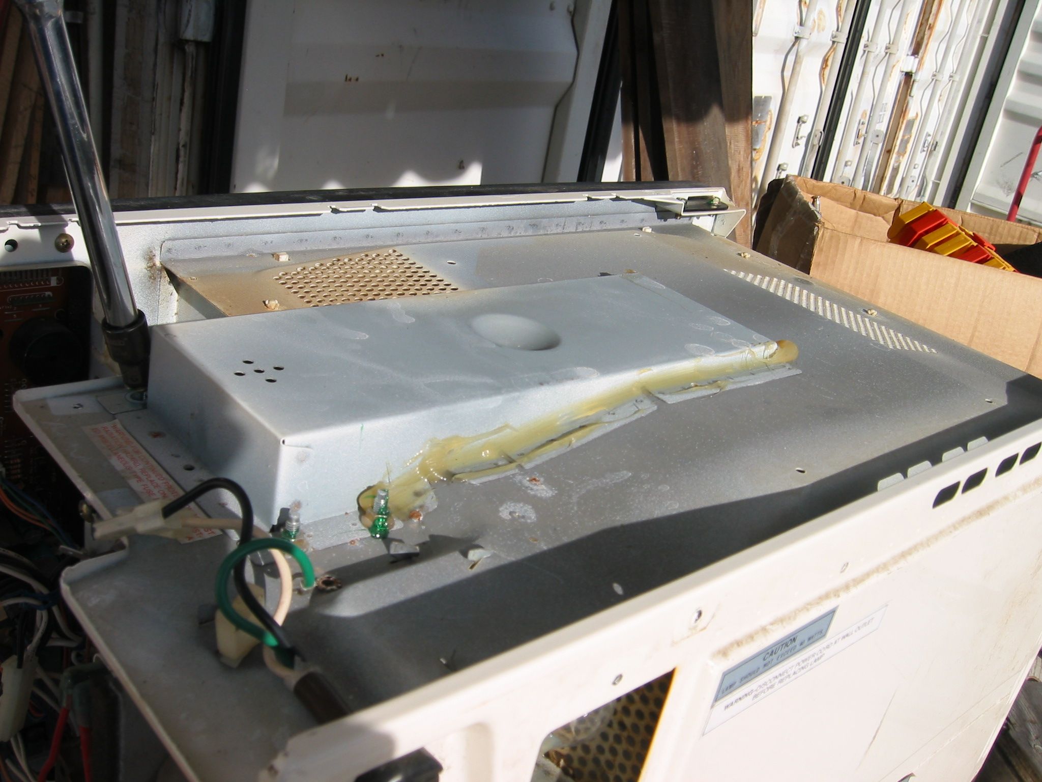 Build a Microwave Transformer Homemade Stick/Arc Welder : 12 Steps ...