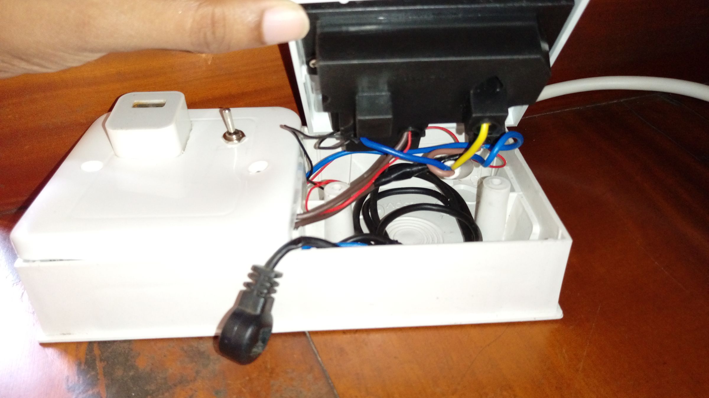 Smart Power Socket - Instructables