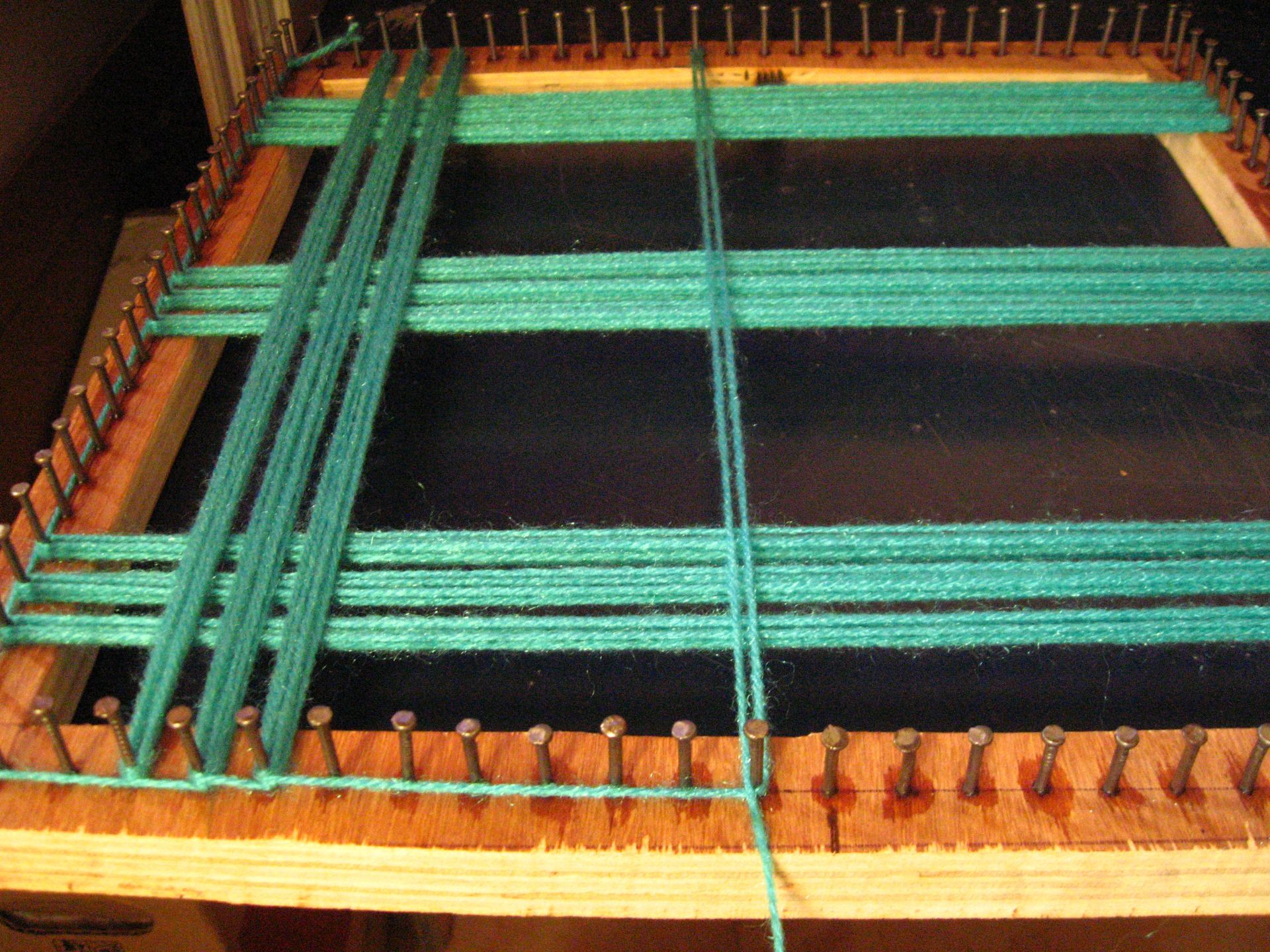 How to Weave a Small Table Mat With Home Made Loom : 13 Steps (with ...