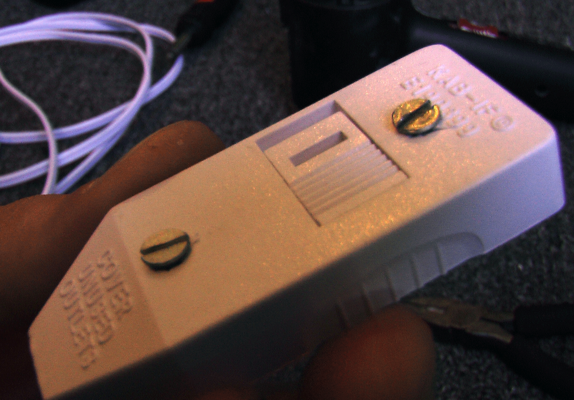Extension Cord: Repair and Modify : 5 Steps - Instructables