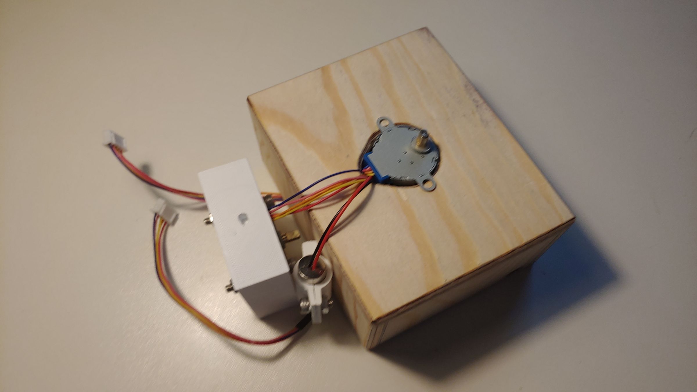 DaPetToy - an Automated Cat-laser-pointer-toy : 5 Steps - Instructables