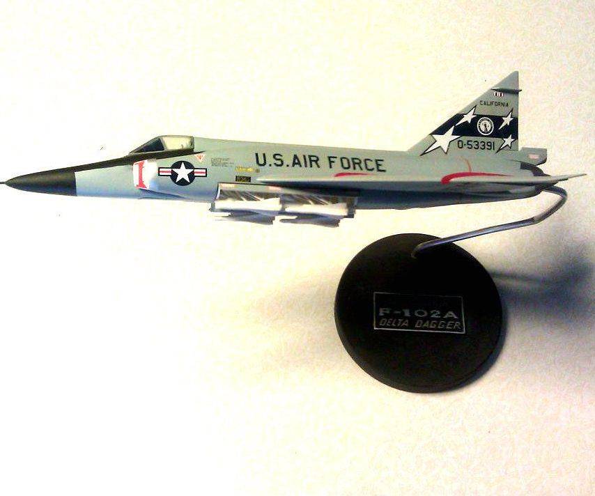 Model Airplane Stand - Presentable and Cheap! : 6 Steps - Instructables