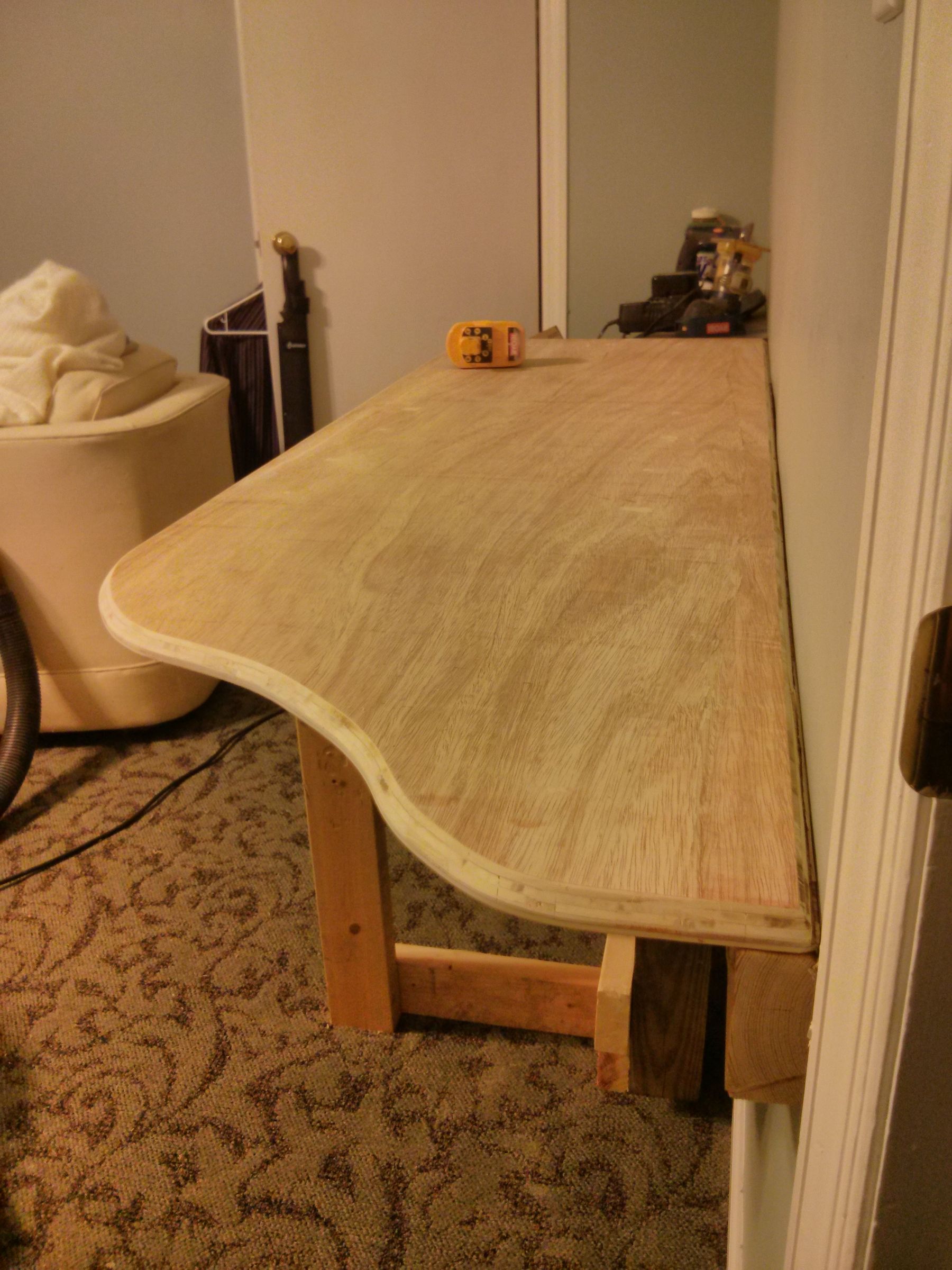 UpCycled Pallet Desk - Instructables