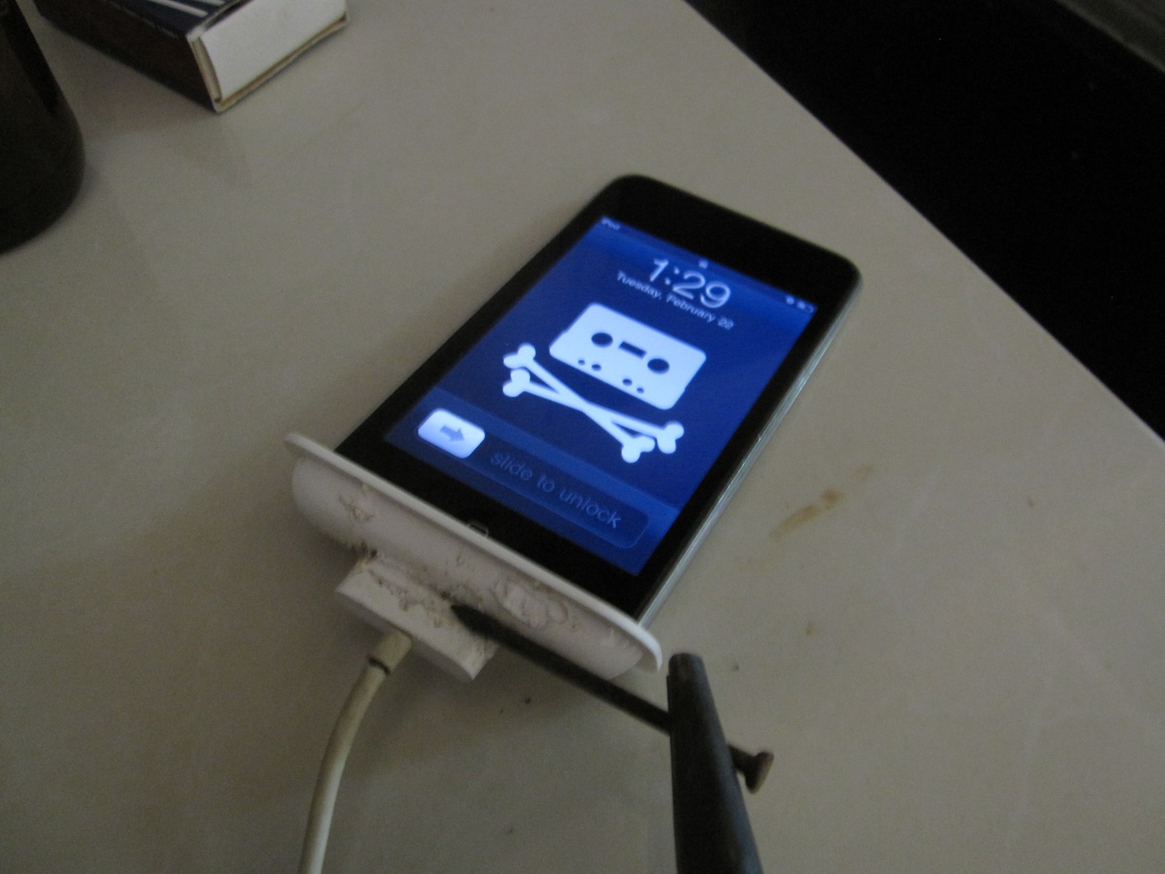 DIY Ipod Dock : 7 Steps - Instructables