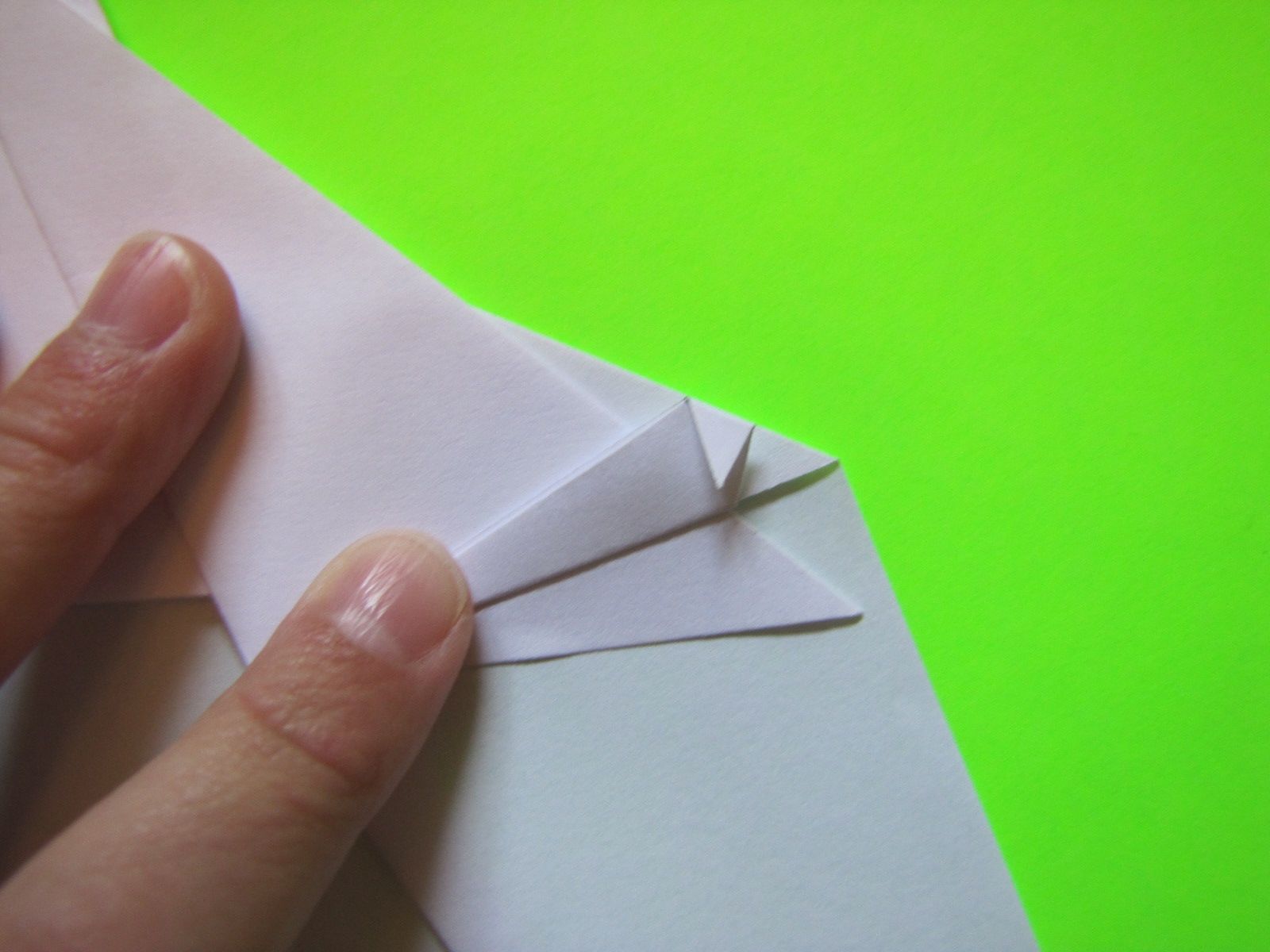 How to Make the Delta-Fighter Paper Plane : 12 Steps - Instructables