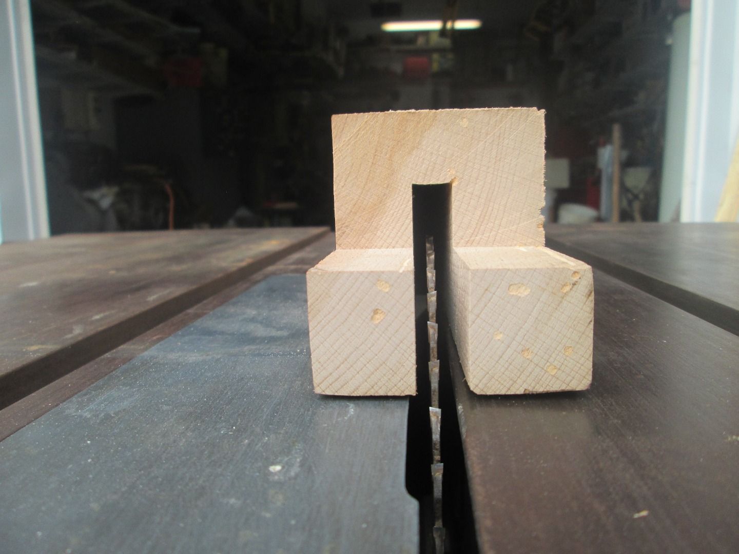 Making Dowel Rods With a Table Saw : 8 Steps (with Pictures ...