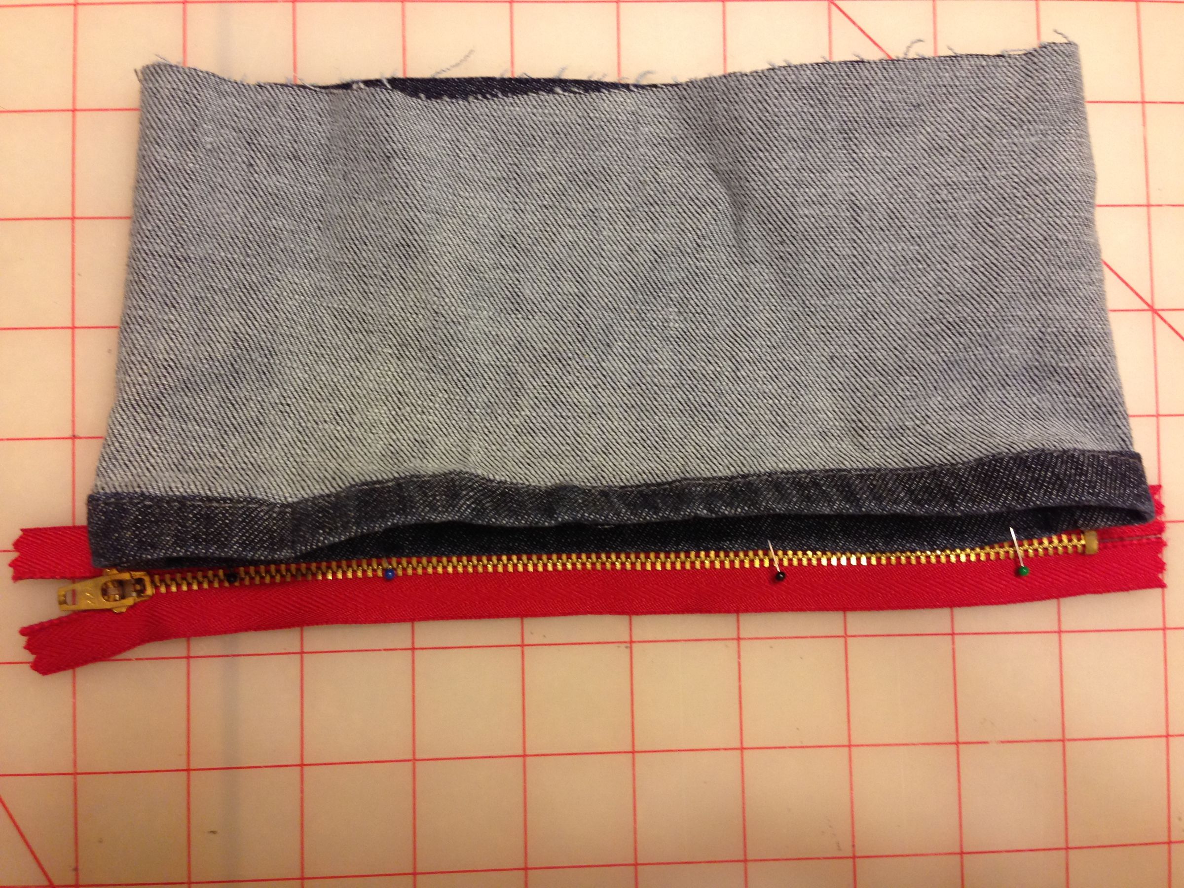 Jeans Cuff Pencil Case : 7 Steps (with Pictures) - Instructables