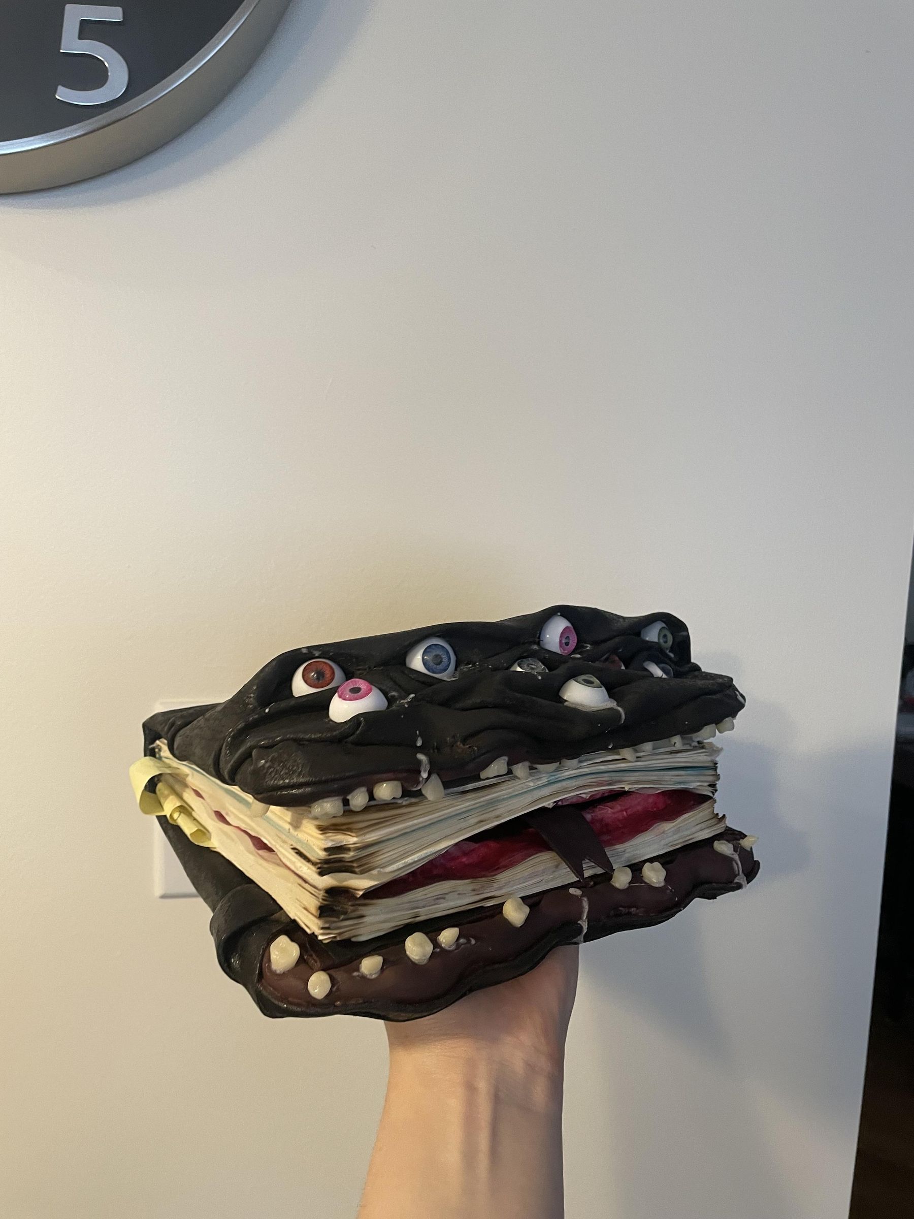 DnD Mimic Prop/Notebook : 13 Steps (with Pictures) - Instructables