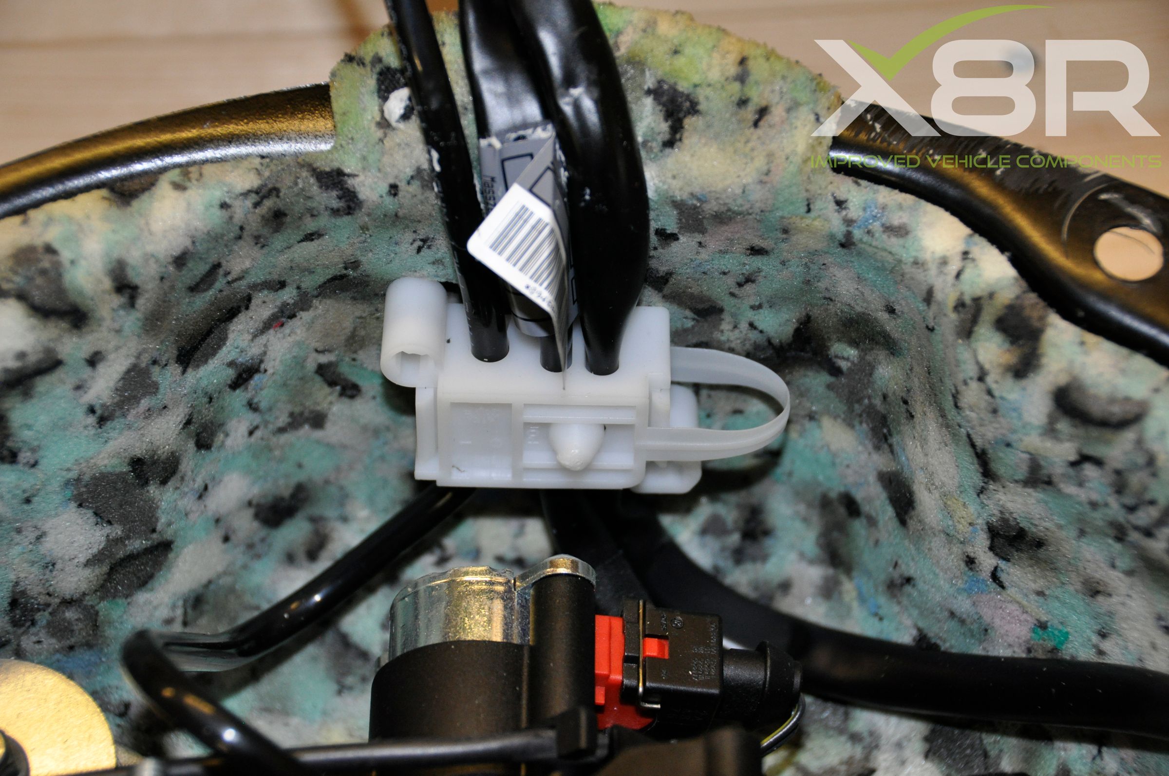 Range Rover L322 Wabco Air Suspension Compressor Removal : 8 Steps ...