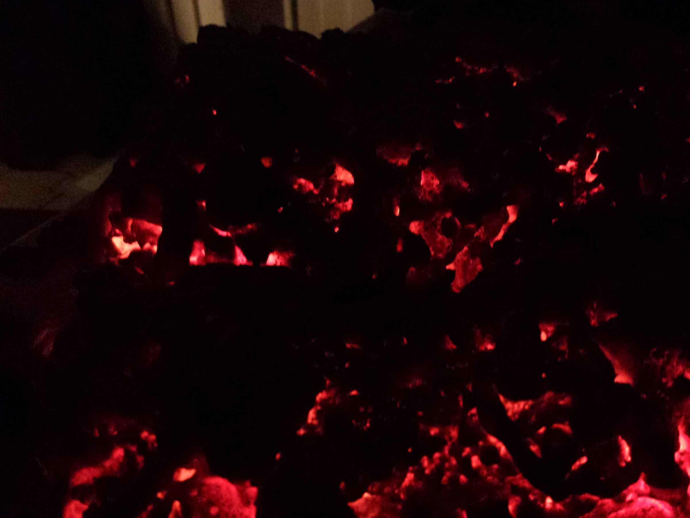 Burning Embers Halloween Prop : 8 Steps (with Pictures) - Instructables