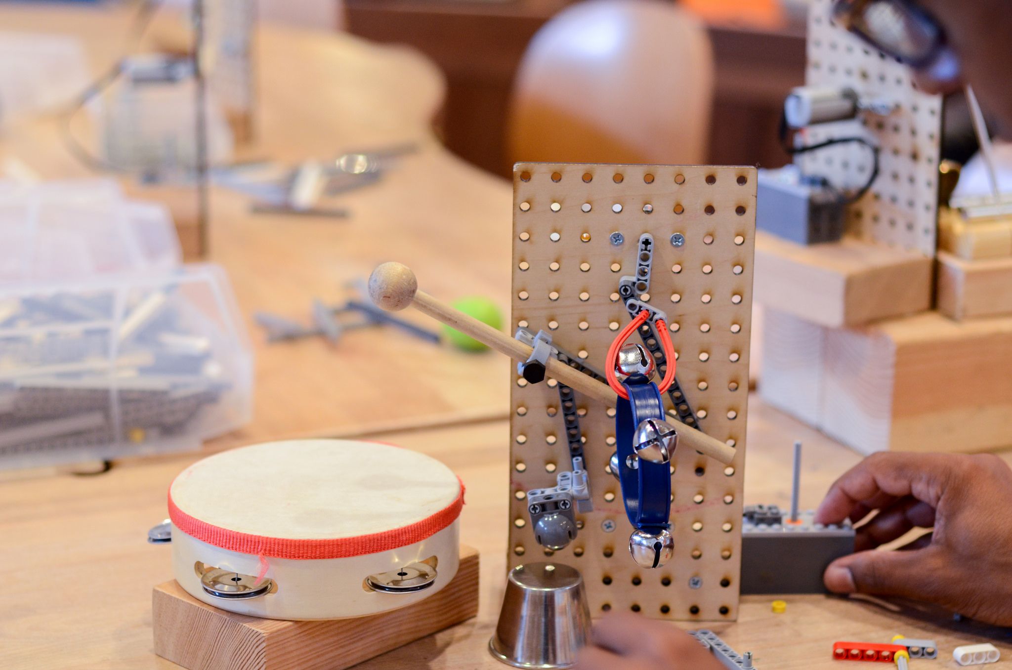 Tinkering With LEGO: Sound Machines : 8 Steps (with Pictures ...