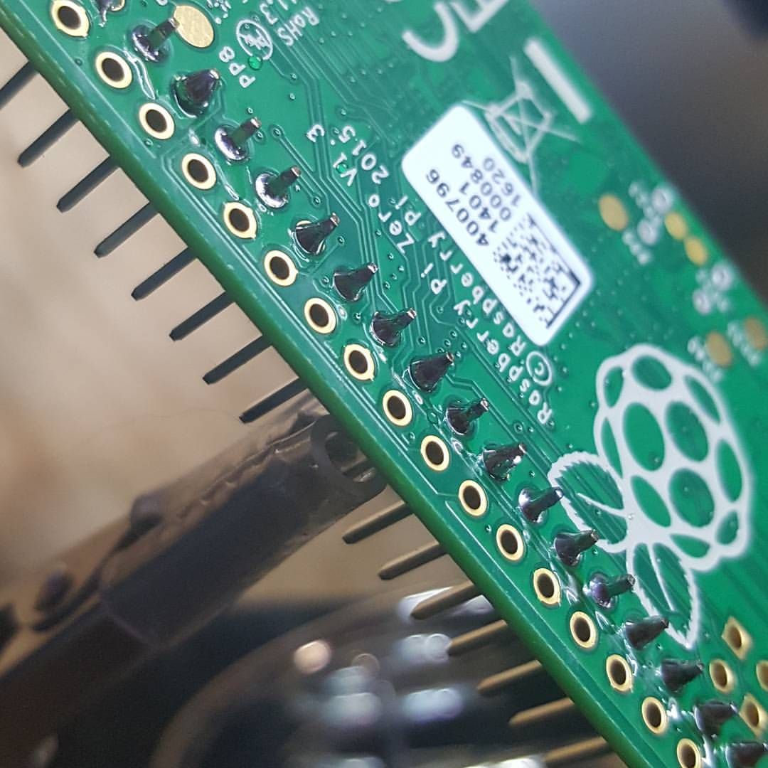 PiE-Ink Name Badge : 10 Steps (with Pictures) - Instructables