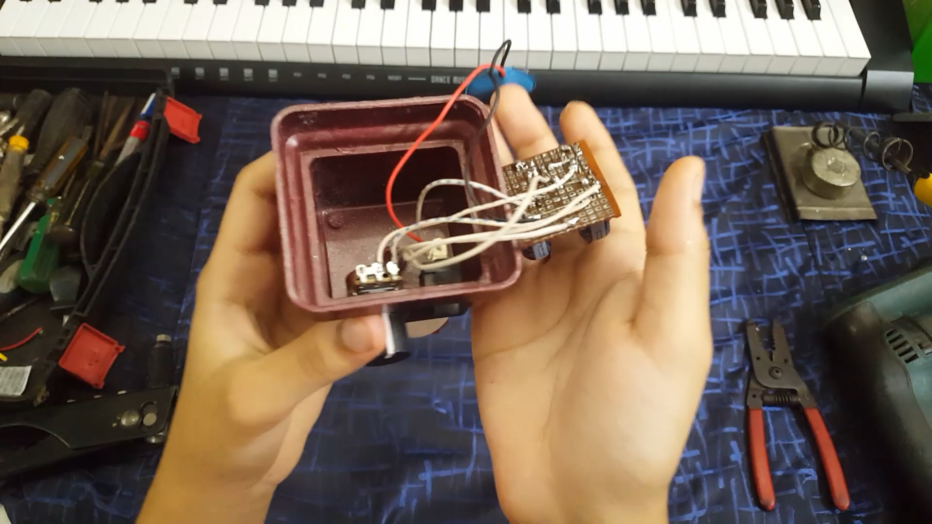 Mini Tornado Maker : 5 Steps (with Pictures) - Instructables