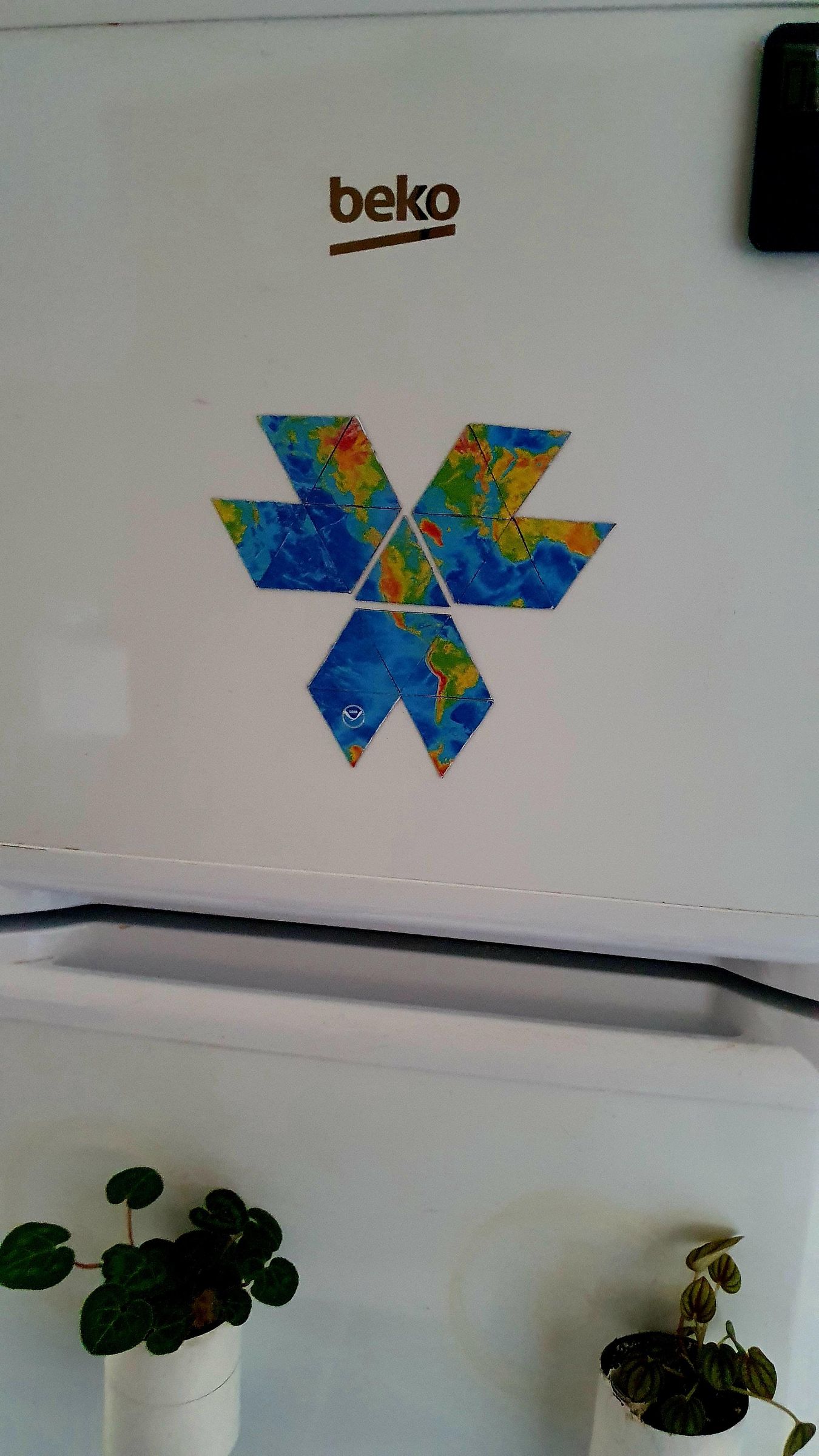 Movable Fridge Map : 5 Steps (with Pictures) - Instructables