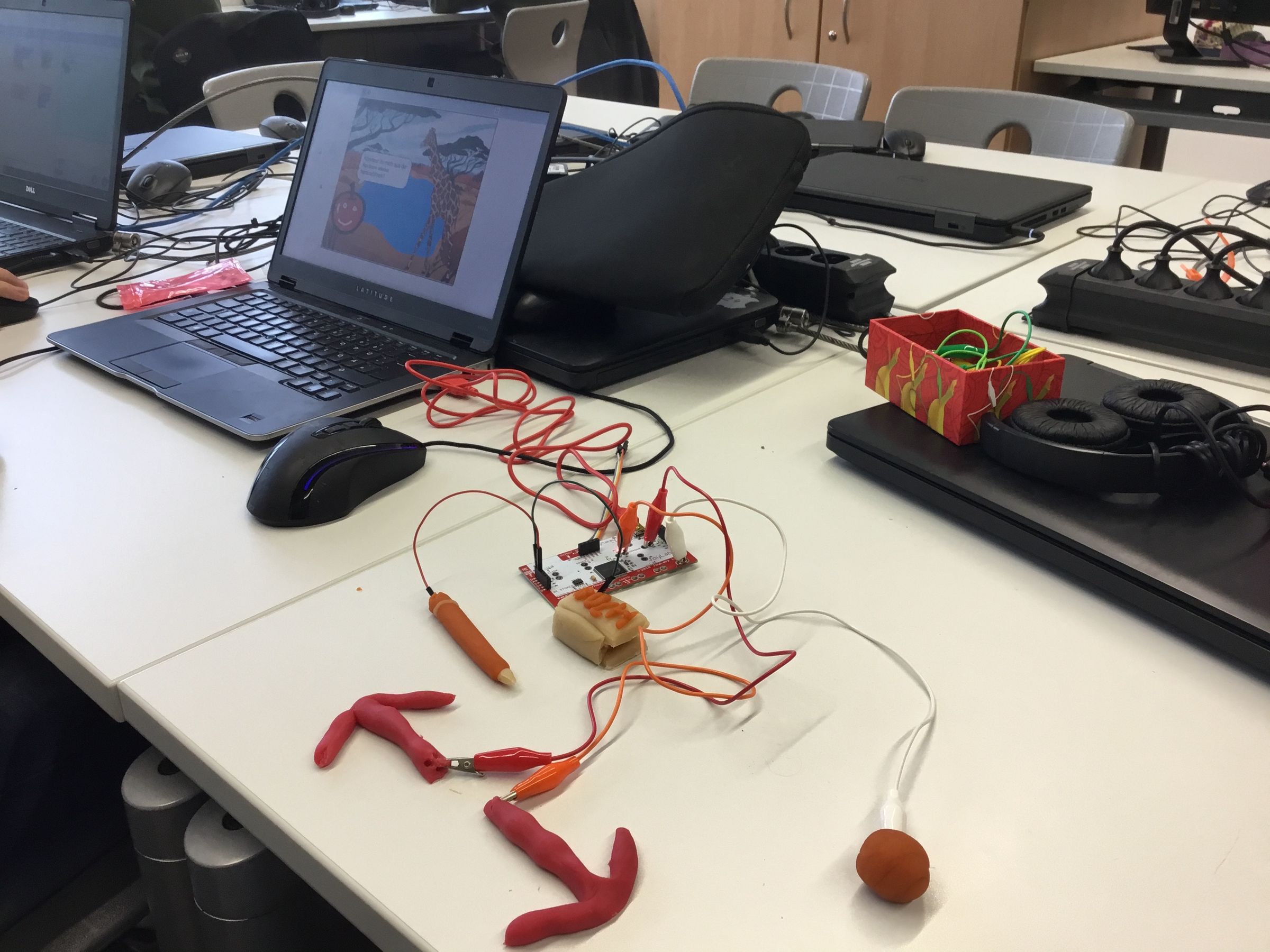 Modelling and Coding With Makey Makey and Scratch : 5 Steps - Instructables