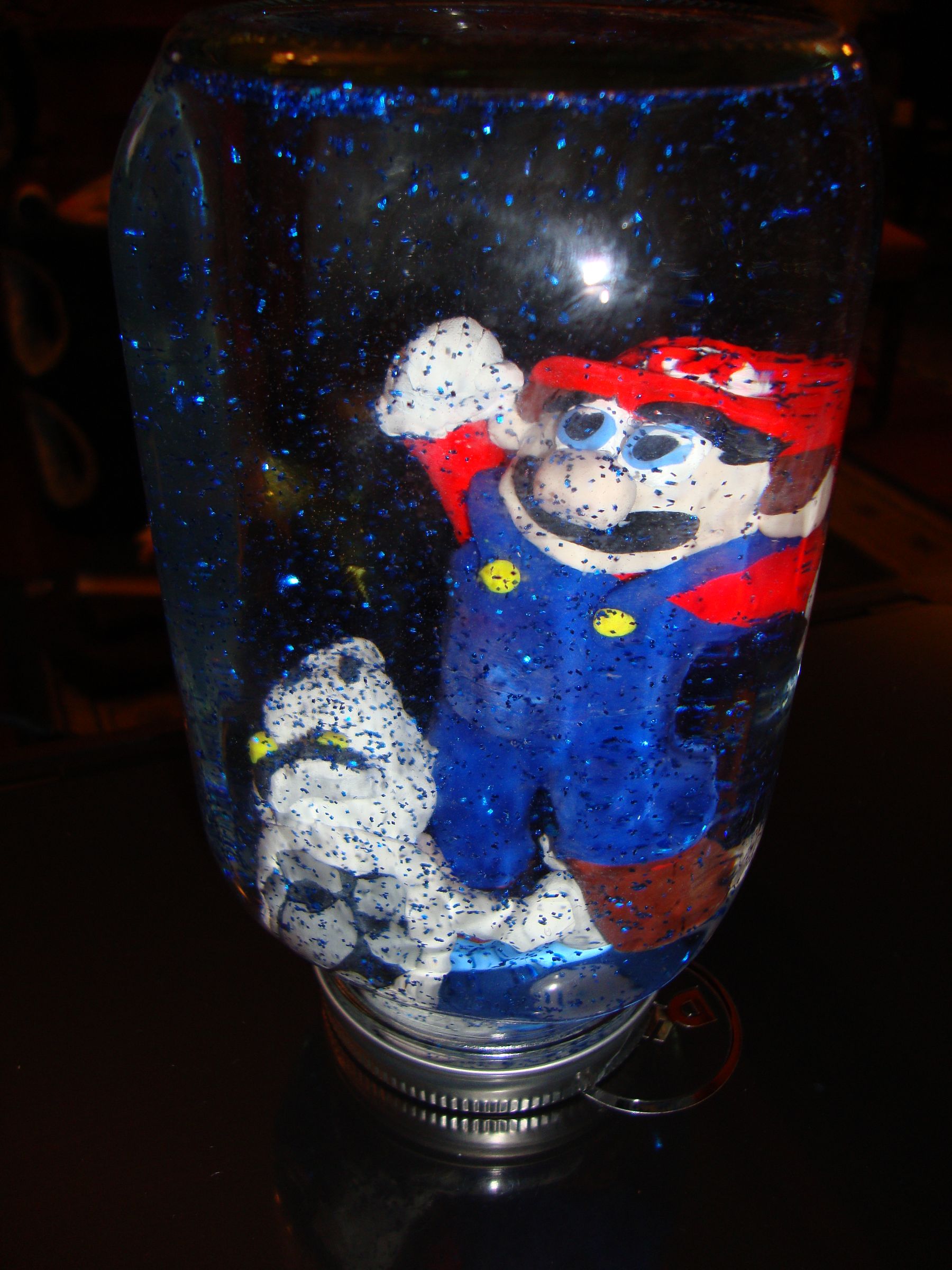 Super Mario Brothers Gold Coin "Snow" Globe : 7 Steps - Instructables